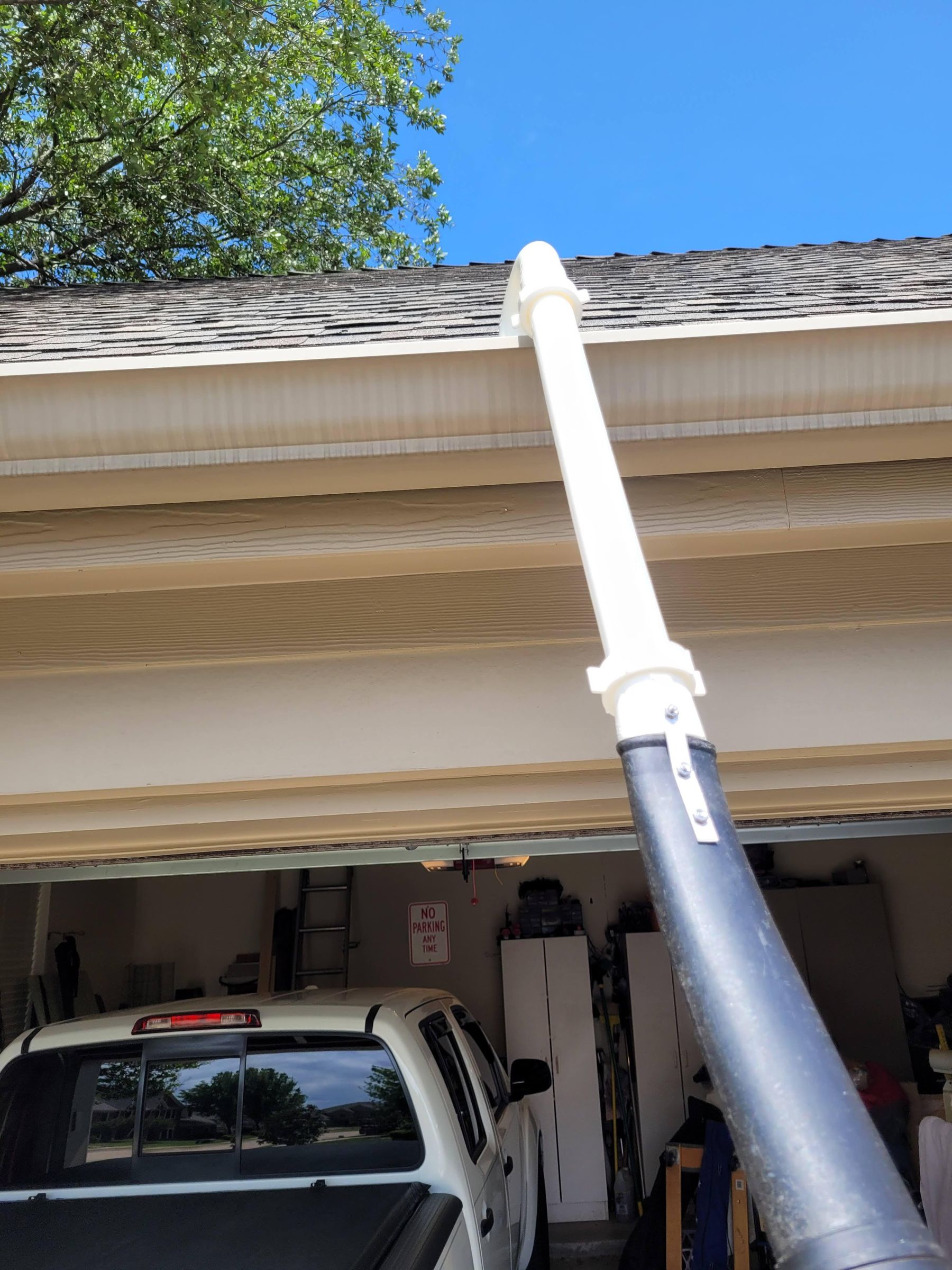 Easy Way to Clean Gutters : 5 Steps (with Pictures) - Instructables