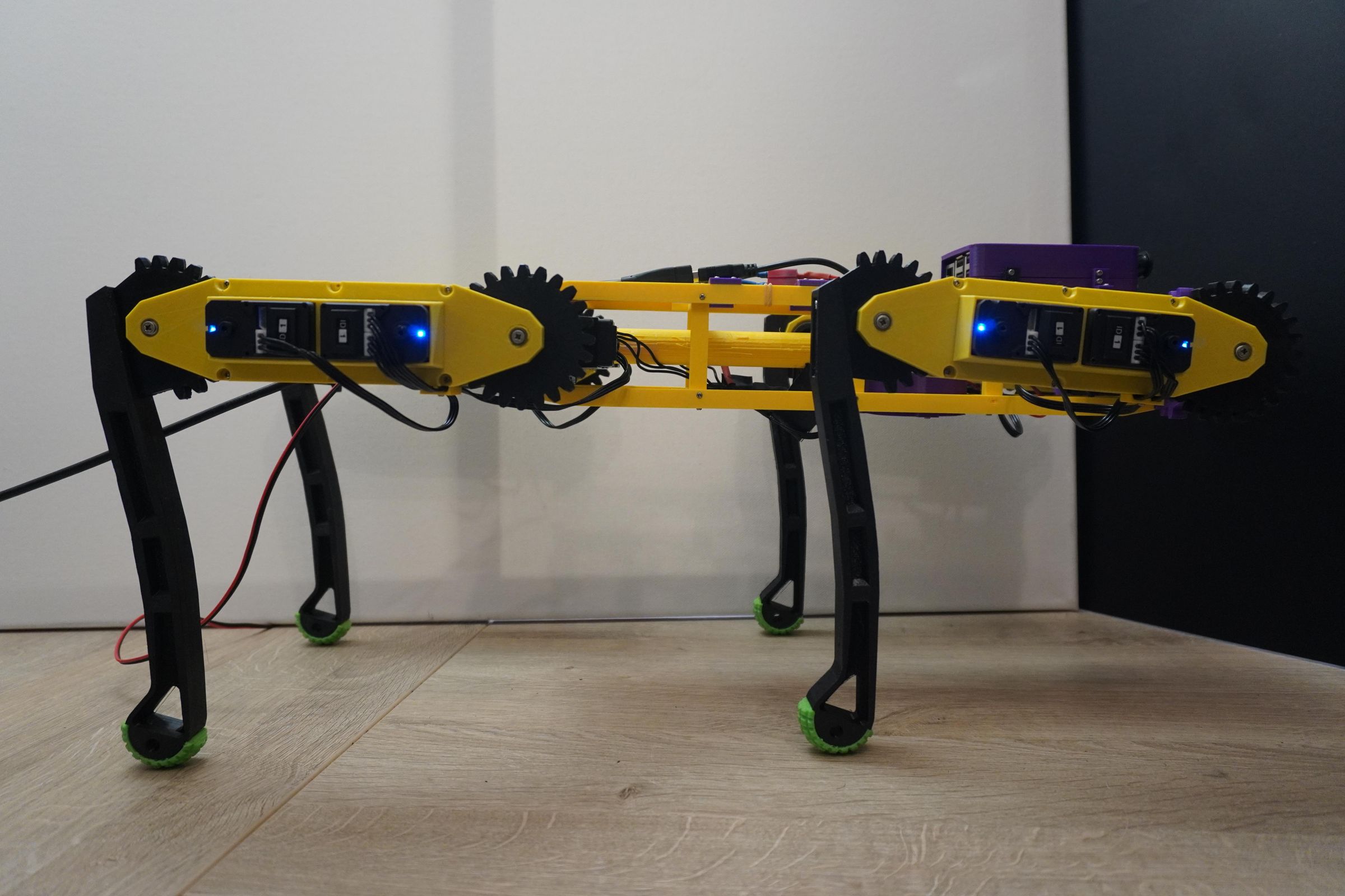 DIY Spot Like Quadruped Robot : 8 Steps - Instructables
