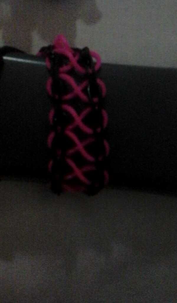 How to Make the Infinity Loom Bracelet : 8 Steps - Instructables