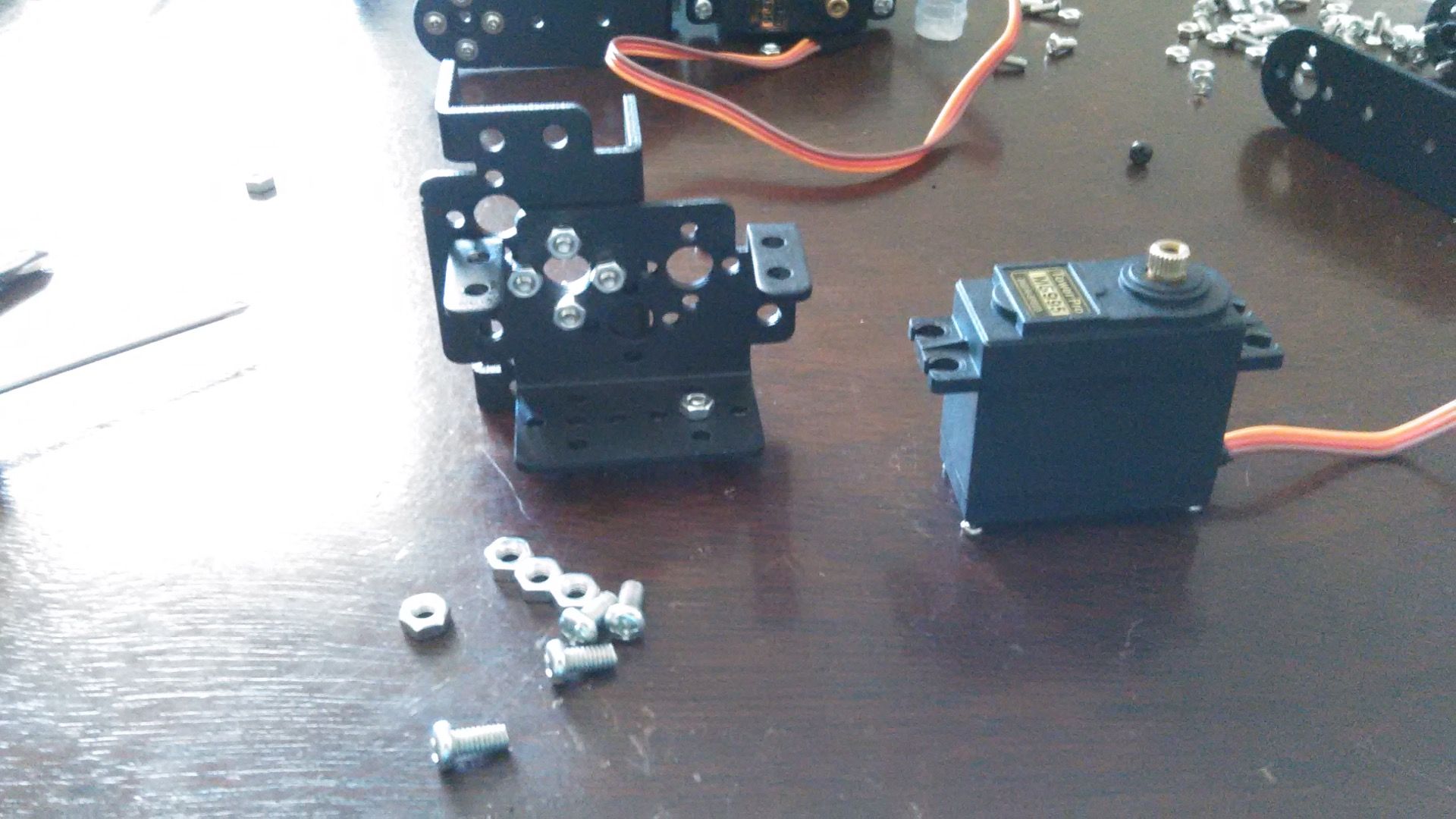 Robotic Arm for Autonomous Tank : 9 Steps - Instructables