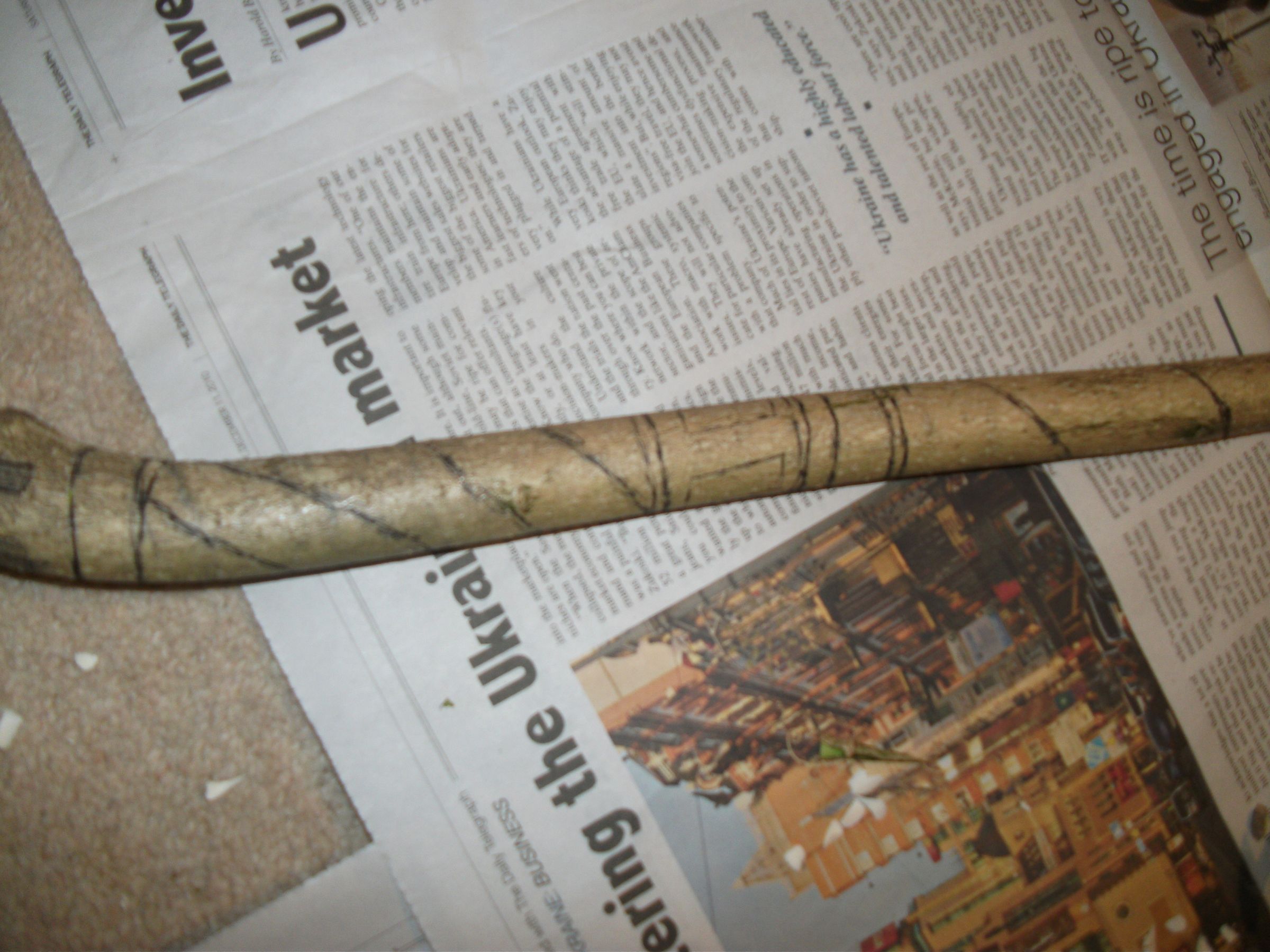 How to Whittle a Staff or a Walking Stick. :2) : 6 Steps - Instructables