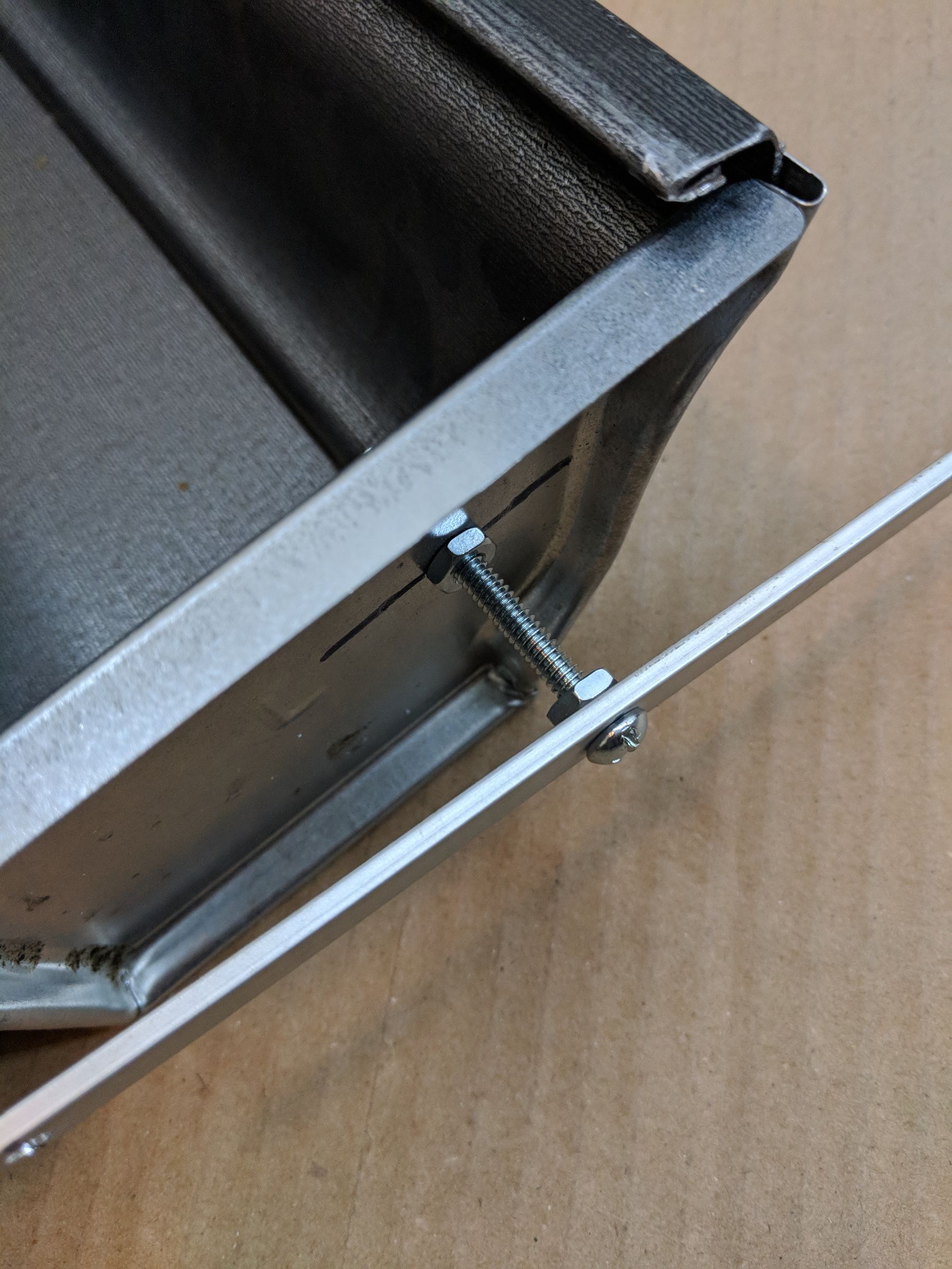 Automatic Chicken Feeder With Upcycled Gutter & Metal Pieces : 14 Steps ...