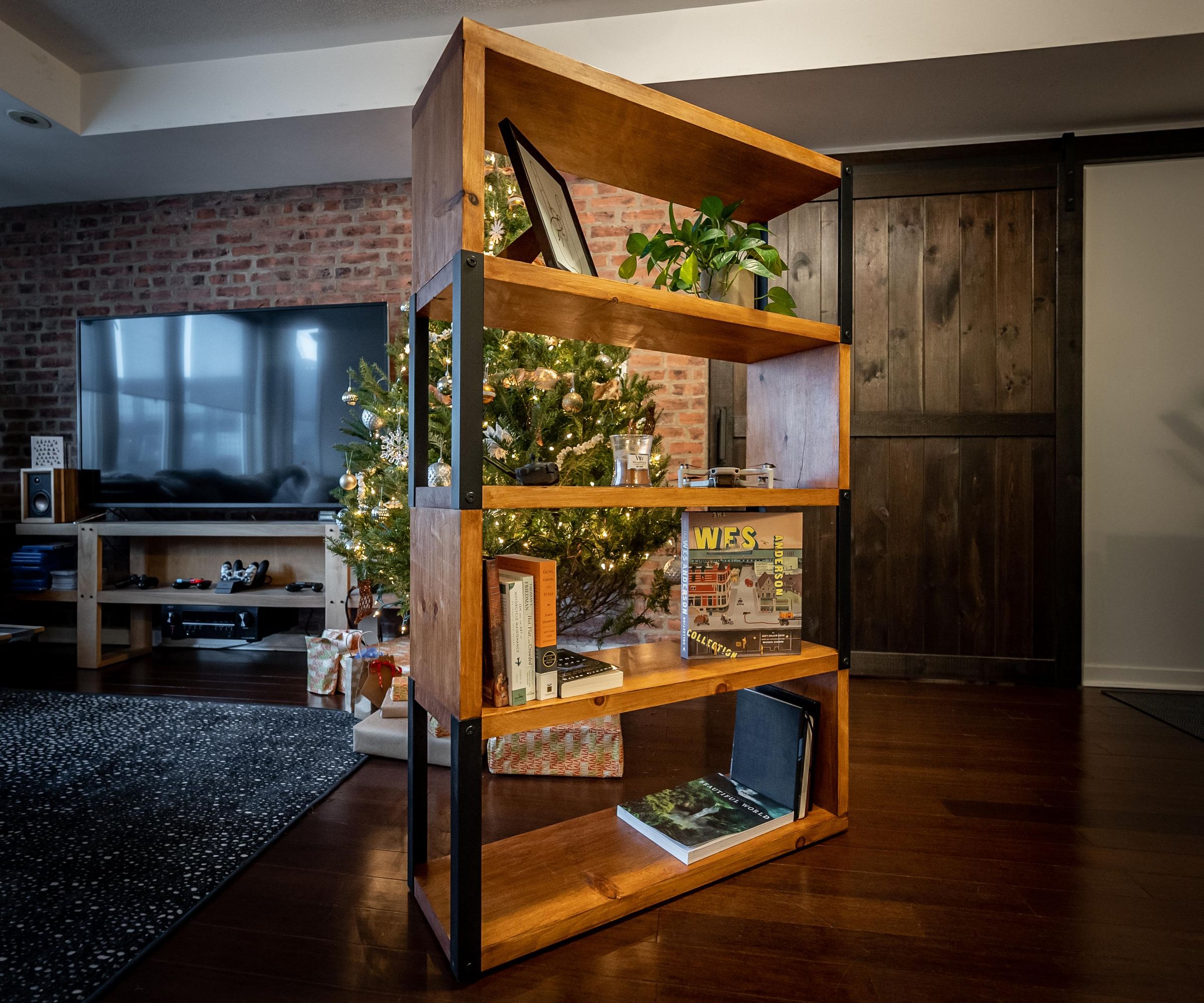 Industrial Bookcase : 20 Steps (with Pictures) - Instructables