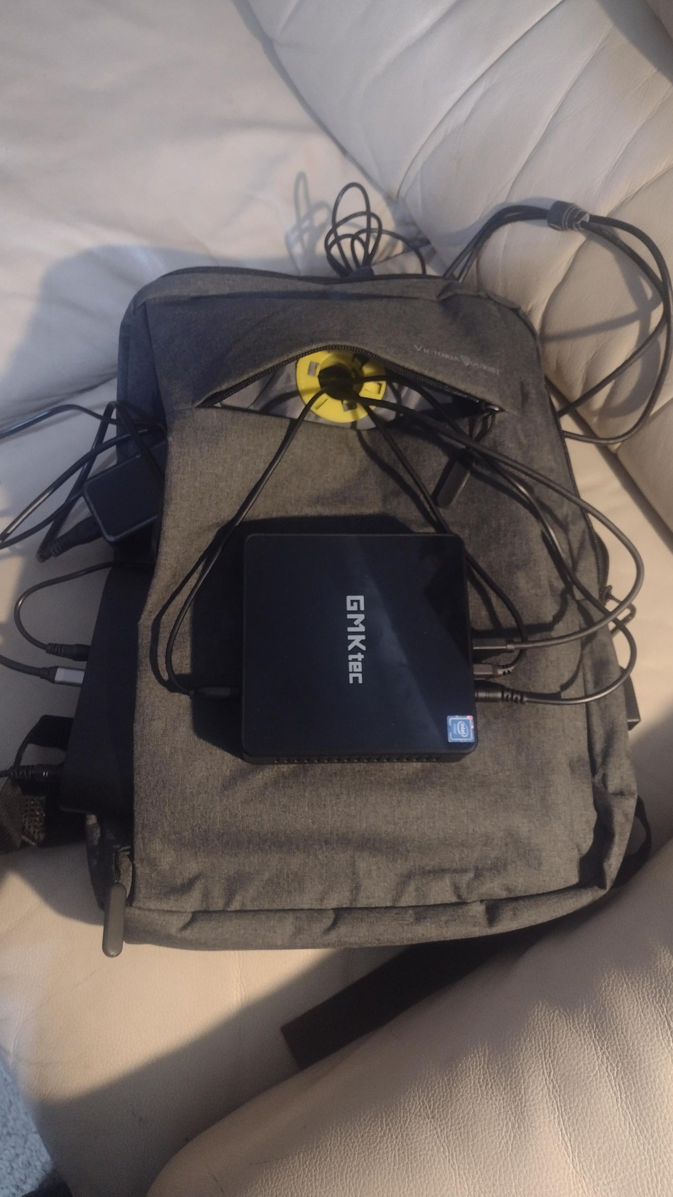 Portable Battery-Powered Backpack Computer : 11 Steps (with Pictures ...