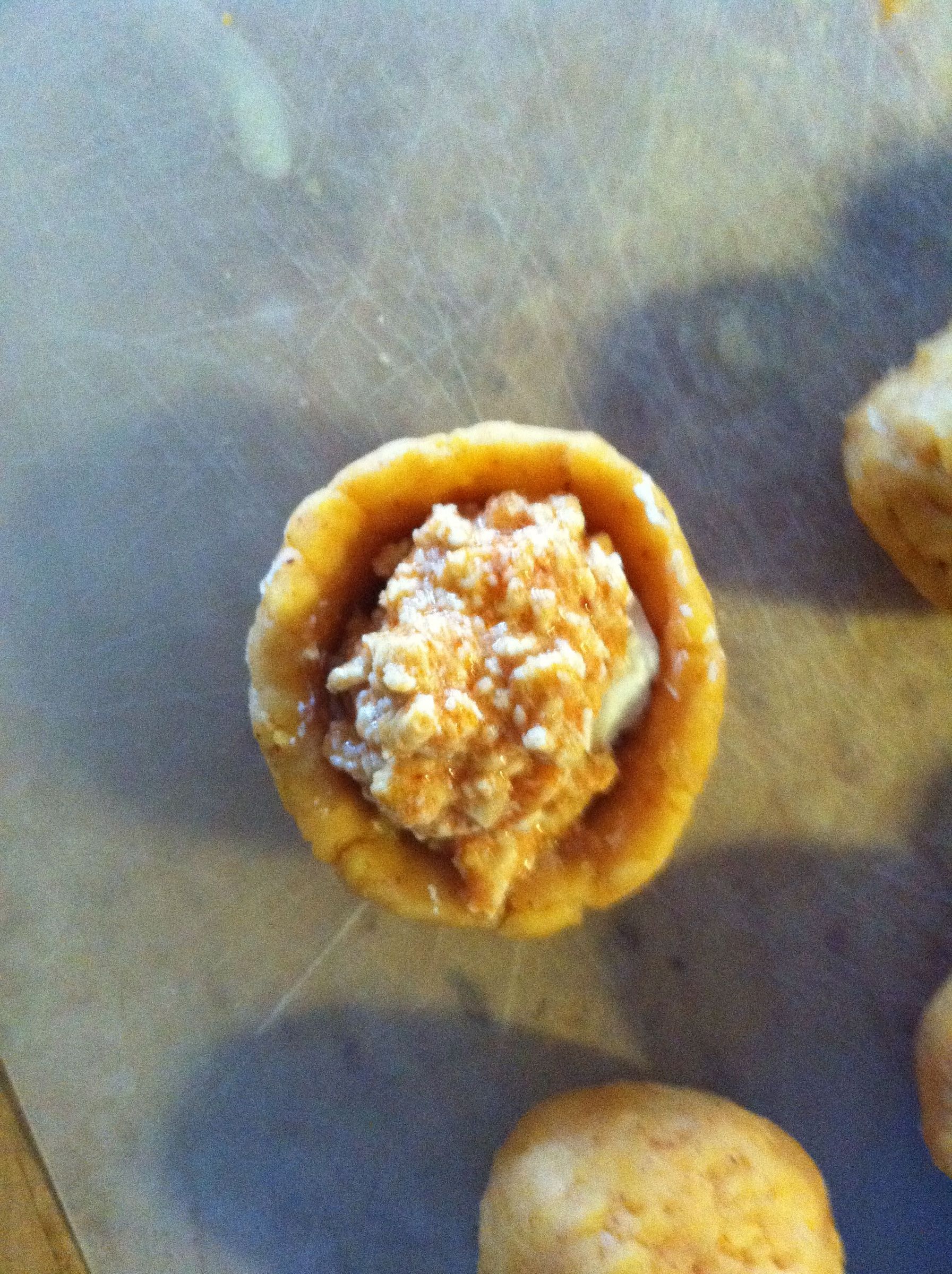 Football Poppers and Super Bowls! : 7 Steps (with Pictures) - Instructables