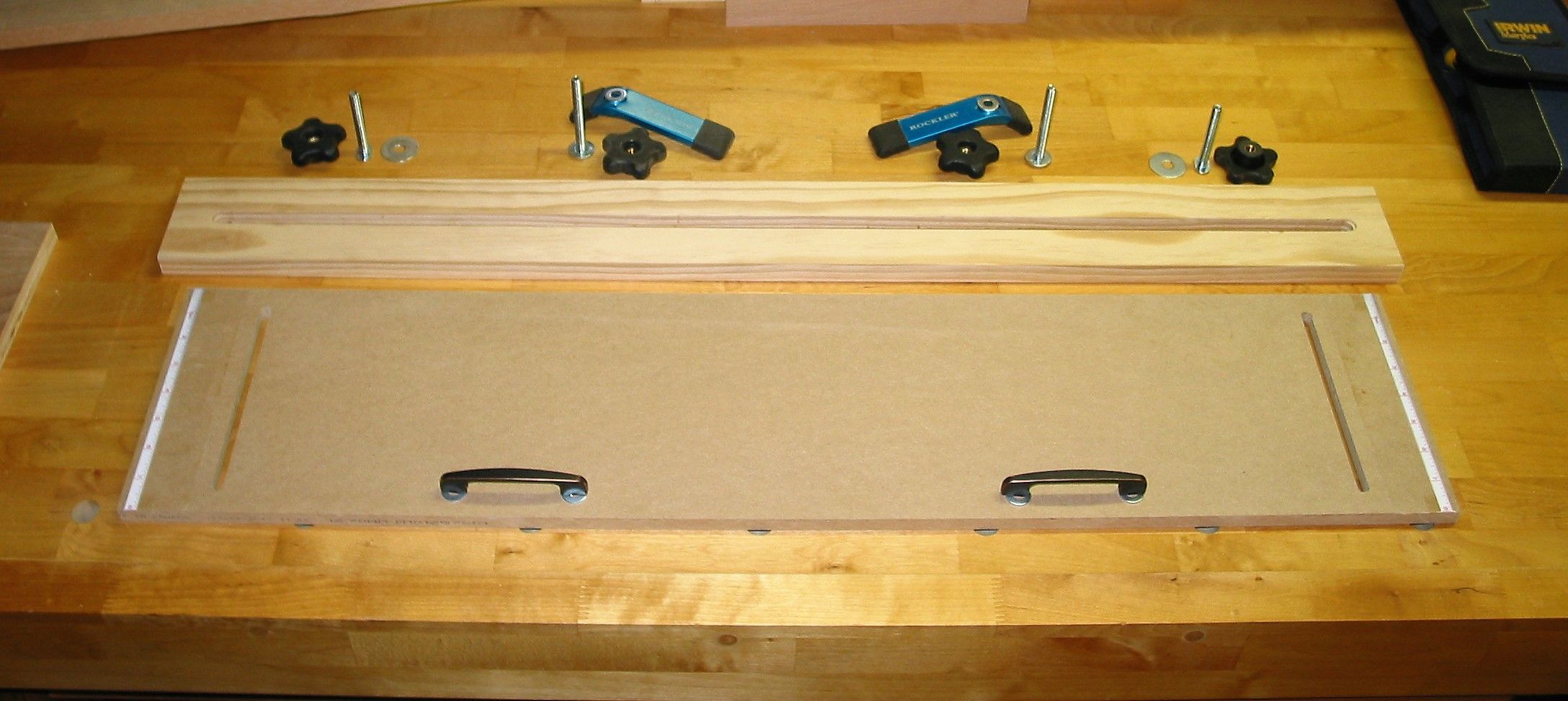How to Make a Taper Jig on the Cheap : 3 Steps (with Pictures ...