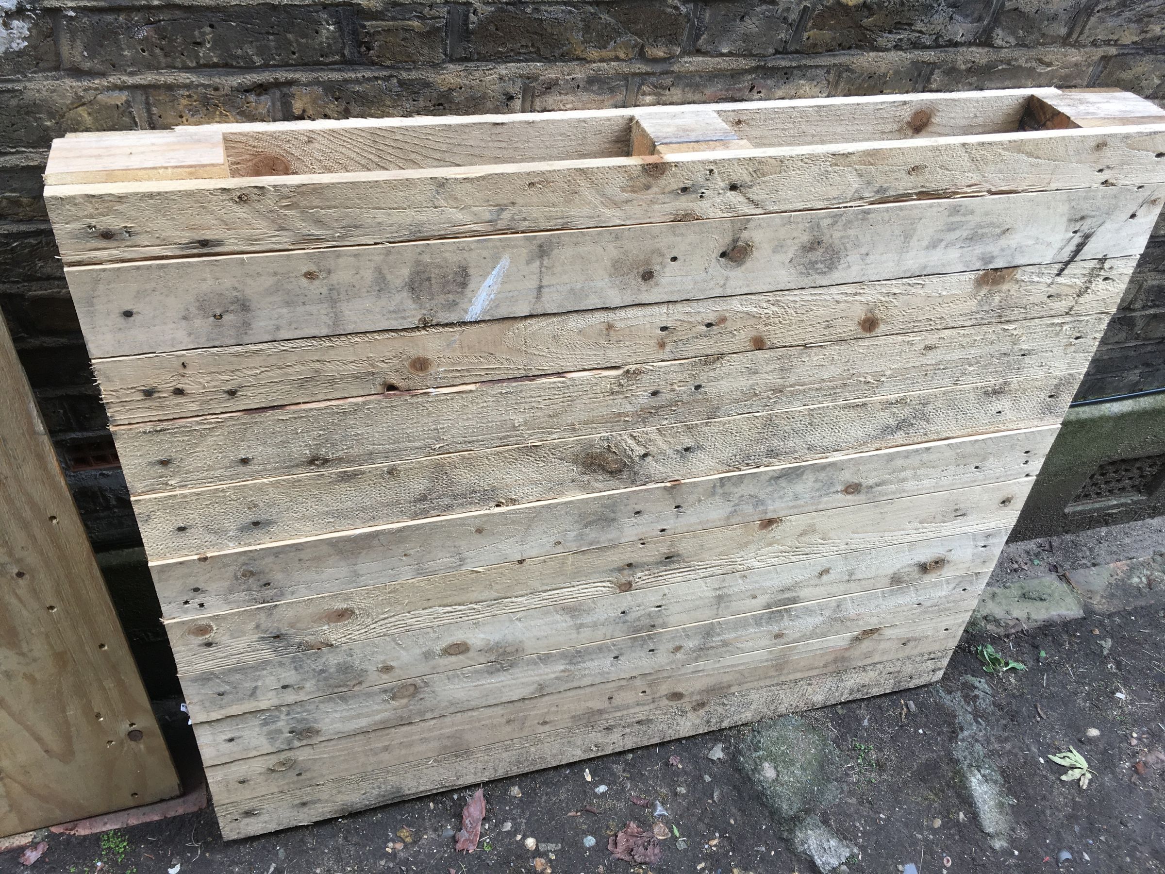 Quick & Cheap Outdoor Water Tray for Kids : 16 Steps (with Pictures ...