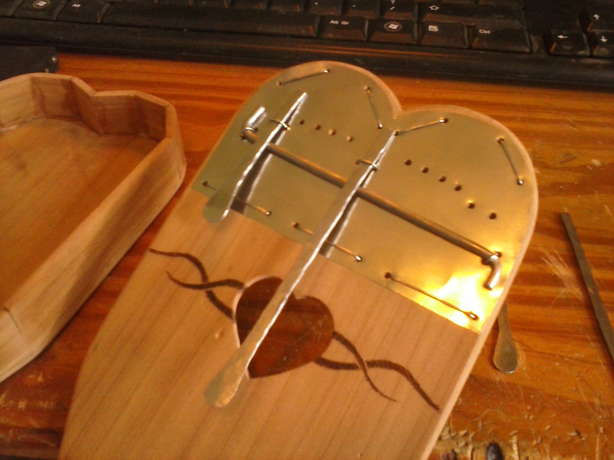 Make a Thumb Piano (Mbira) : 9 Steps (with Pictures) - Instructables