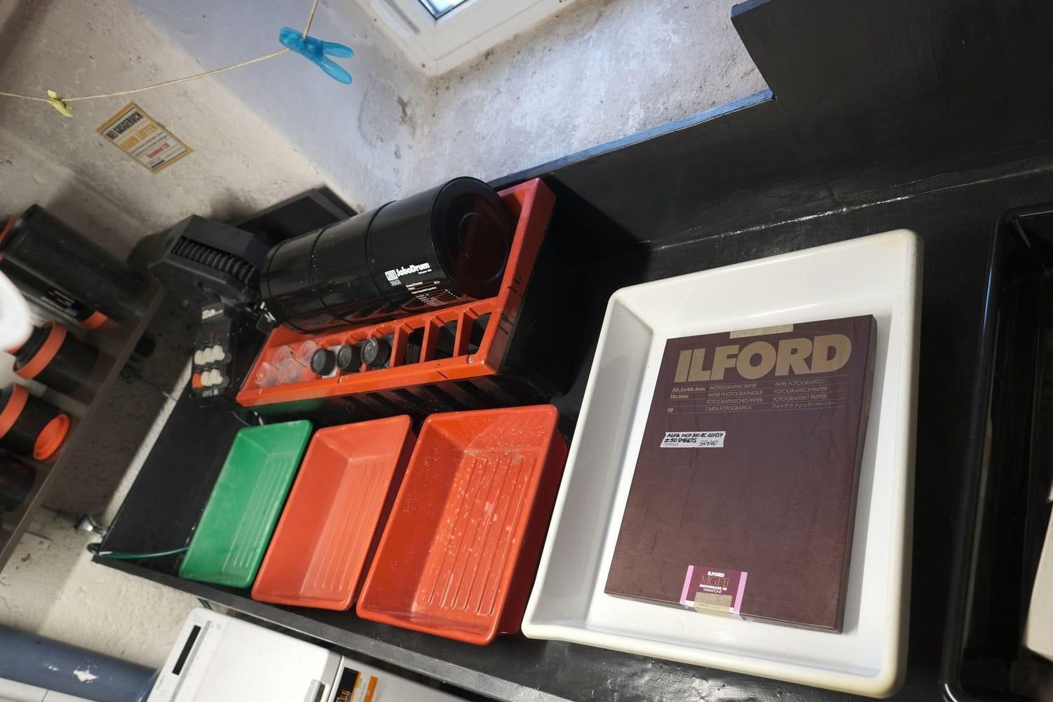 The Darkroom Sink Build : 6 Steps (with Pictures) - Instructables