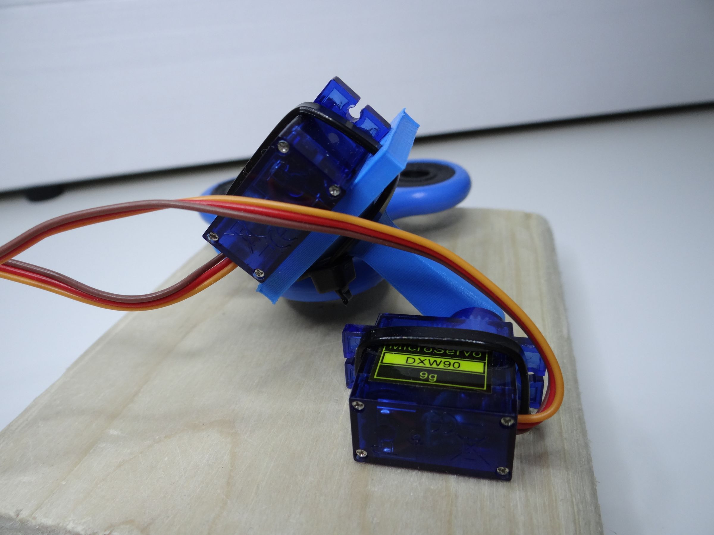 Fidget Spinning Robot : 7 Steps (with Pictures) - Instructables