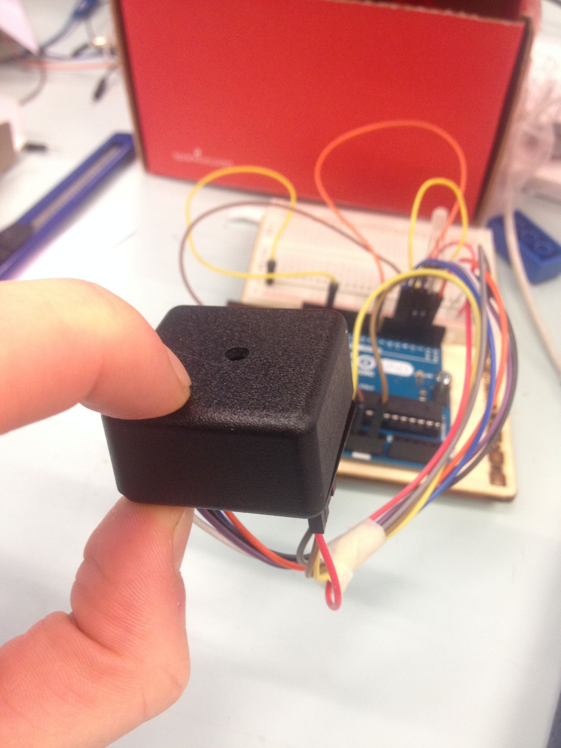 Everything You Need to Know About Colour Sensors : 9 Steps - Instructables