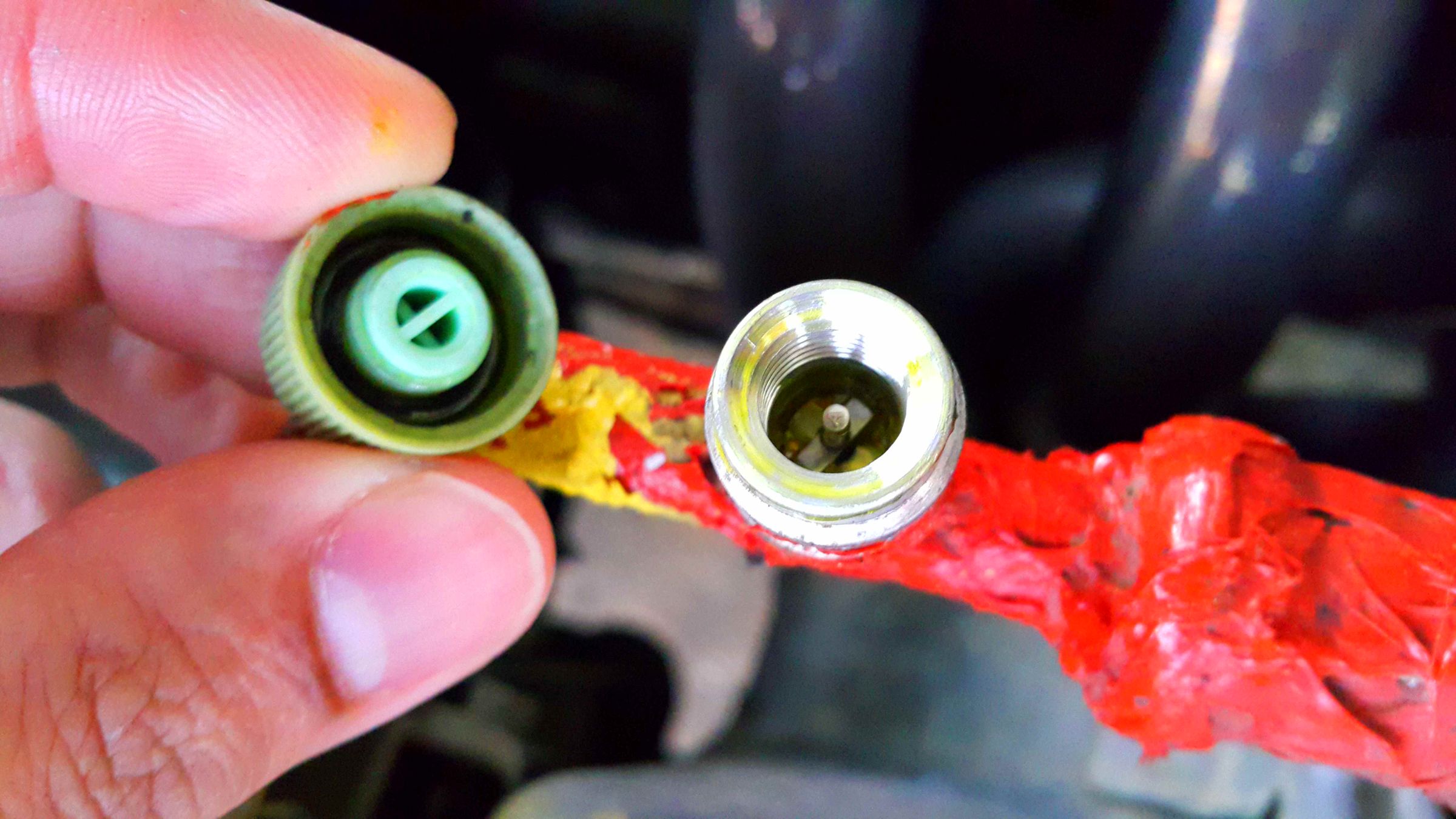 Refreshing the Seal on a Schrader Valve. : 3 Steps (with Pictures ...