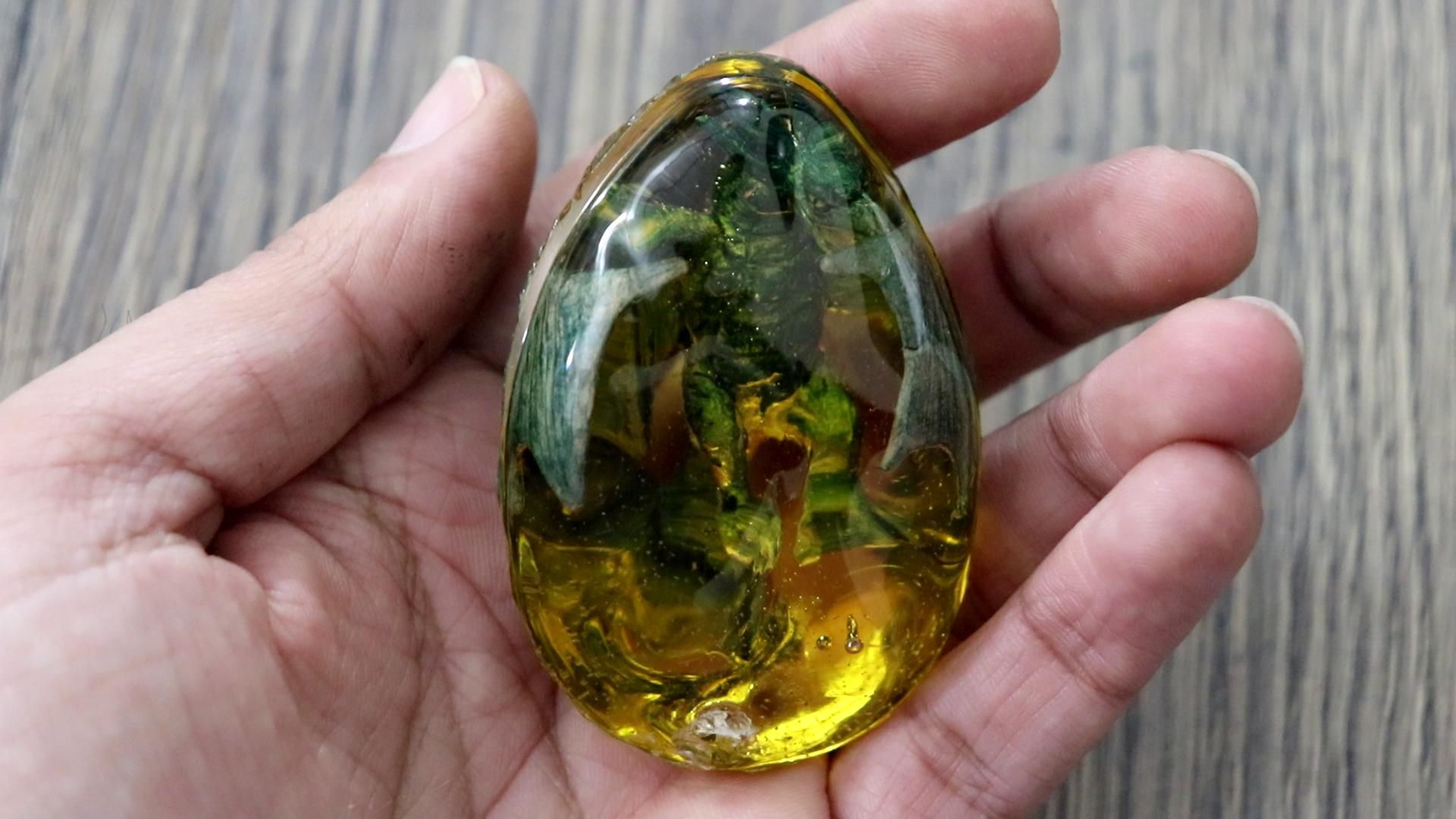 How to Make Dragon in Amber / Resin Crafts / Resin Art Project : 3 ...