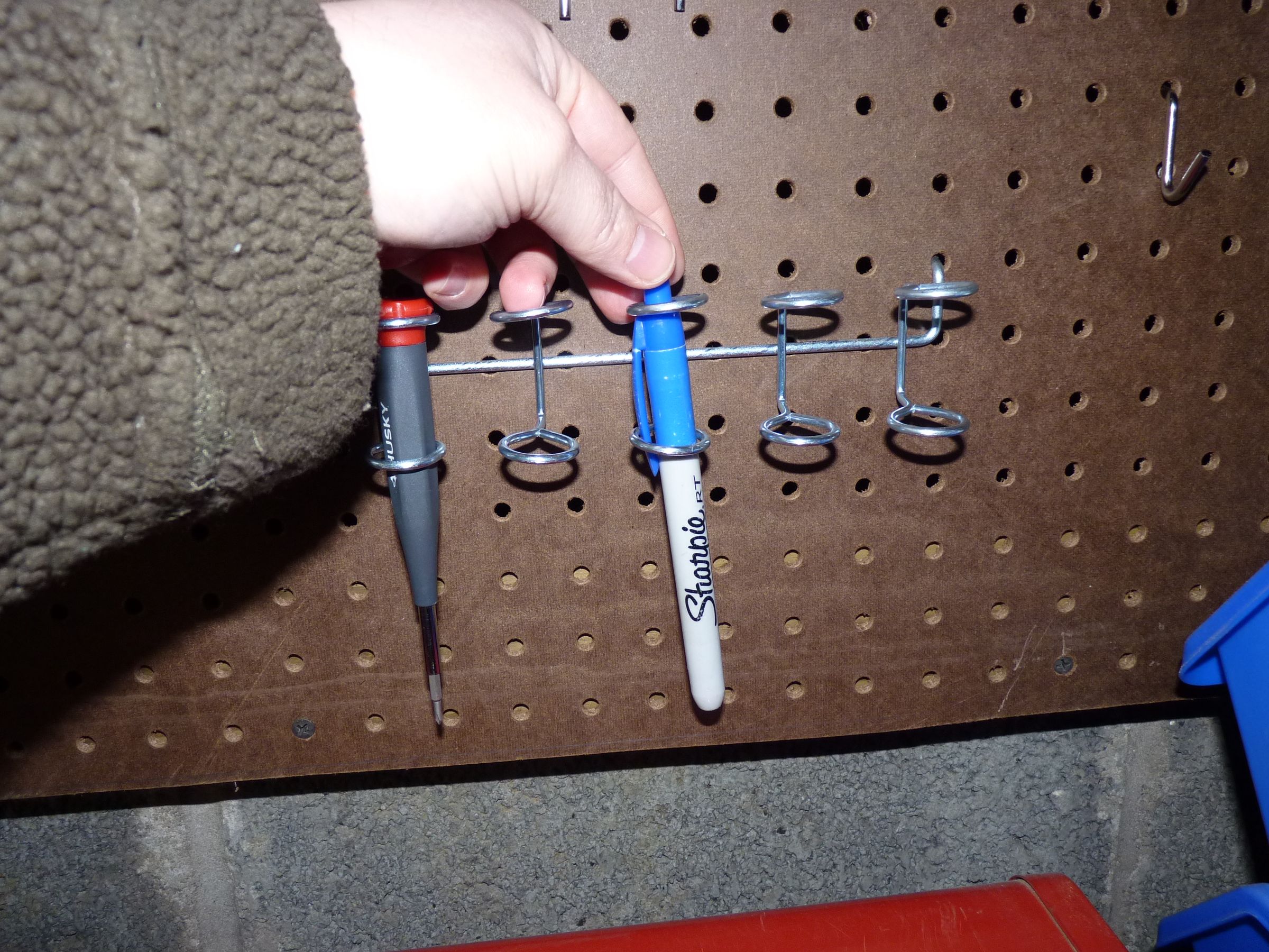 Precision Tool Hanger for Pegboard : 3 Steps (with Pictures ...