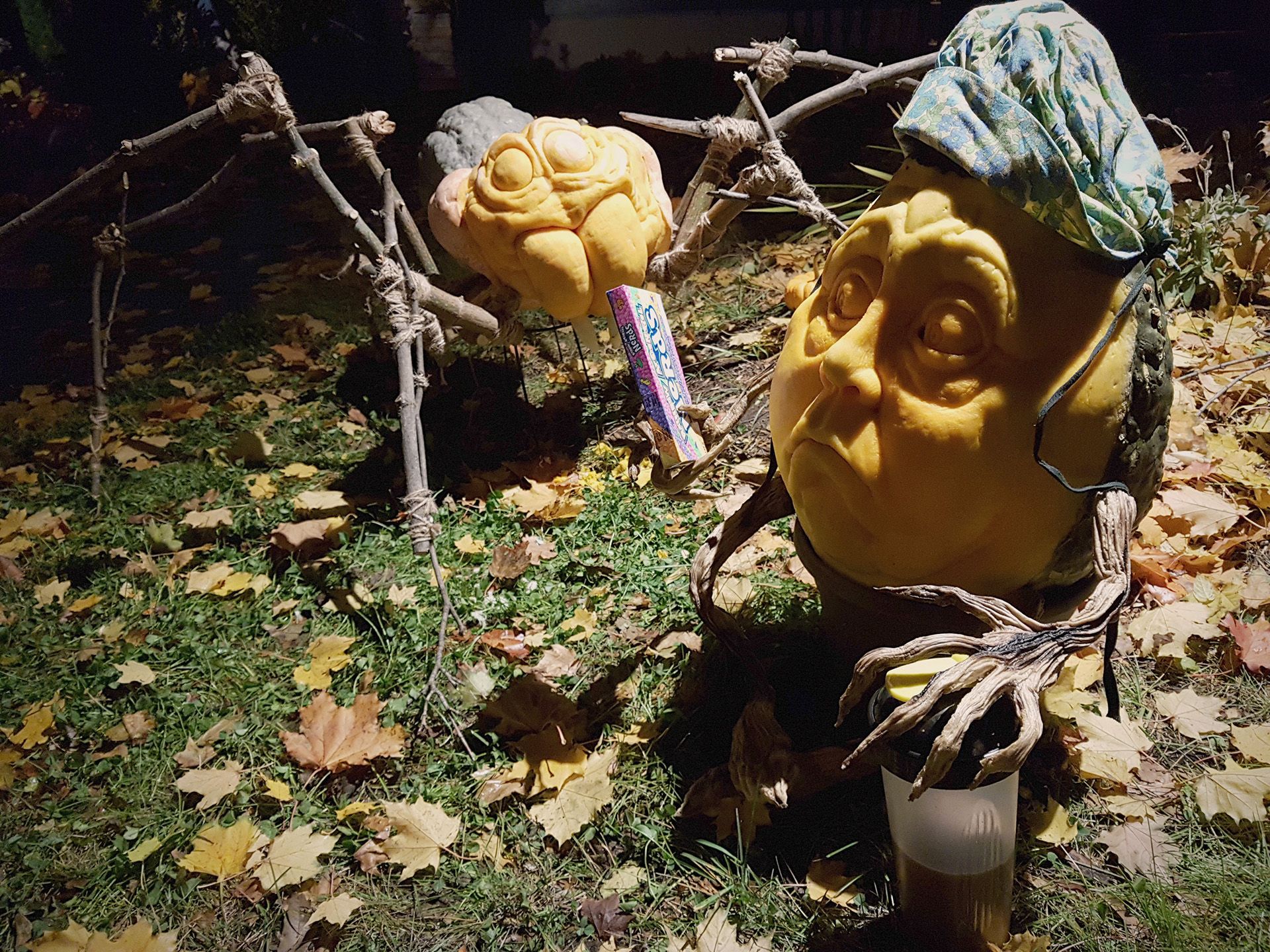 Little Miss Muffet Pumpkin Display : 12 Steps (with Pictures ...