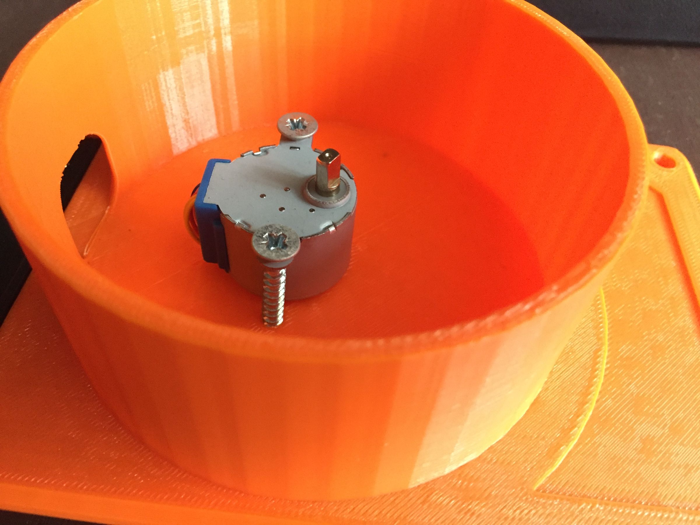 Pill Dispenser : 8 Steps - Instructables