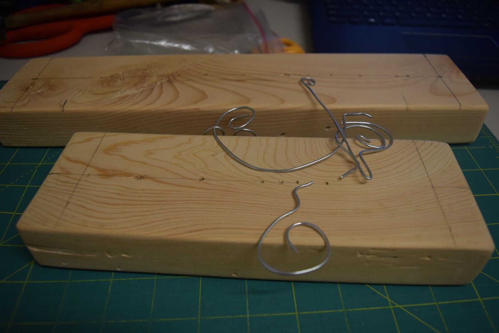 Wire Letters Sculpture : 8 Steps - Instructables