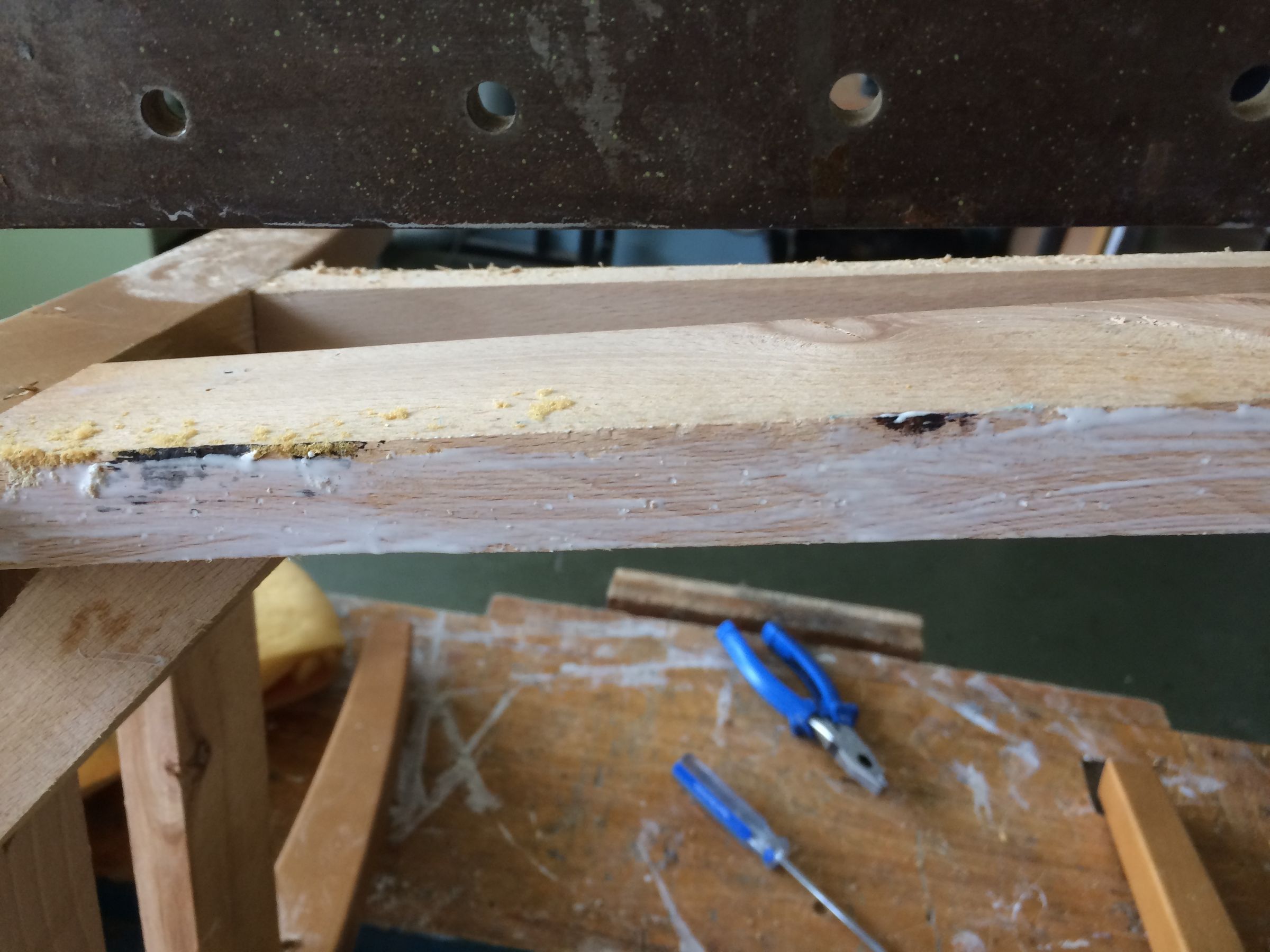 From Dining Chair to Table : 9 Steps - Instructables