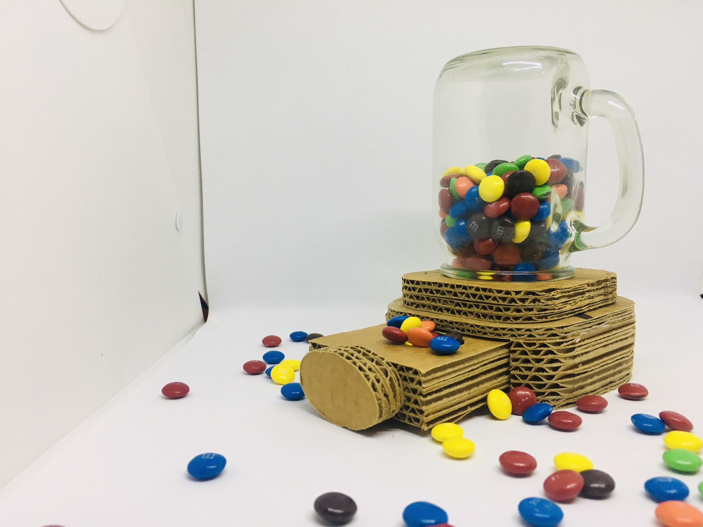 DIY Cardboard Candy Dispenser : 4 Steps (with Pictures) - Instructables