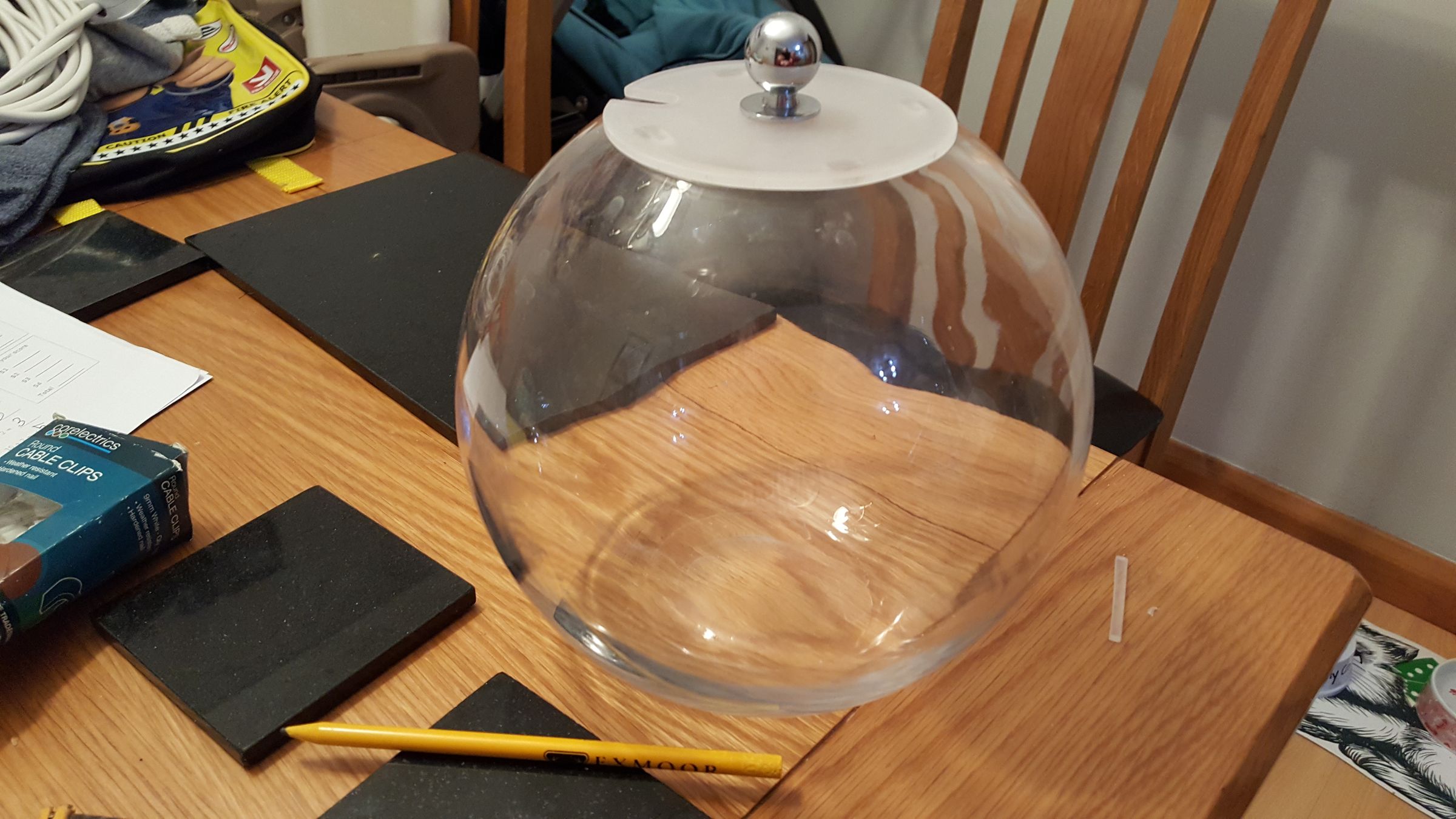 FiSHELF - the Fish Bowl Book Shelf : 7 Steps (with Pictures ...