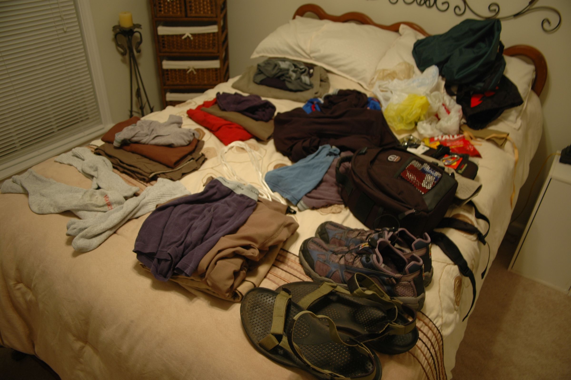 How to Pack a Suitcase : 11 Steps (with Pictures) - Instructables