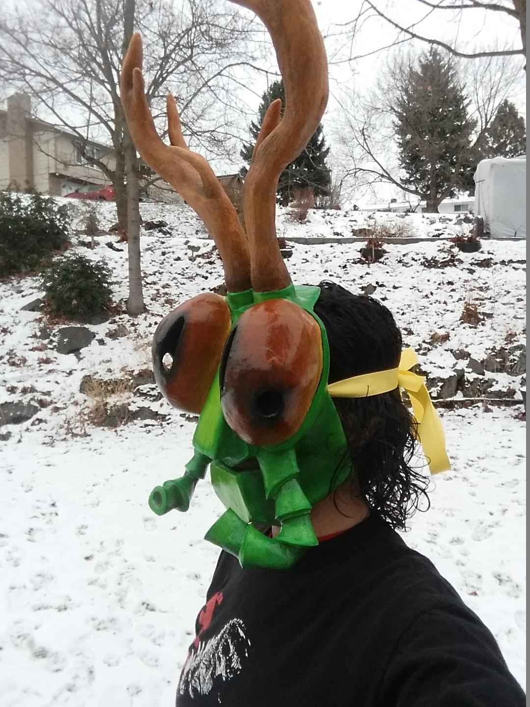 Buck Grasshopper Mask : 9 Steps (with Pictures) - Instructables