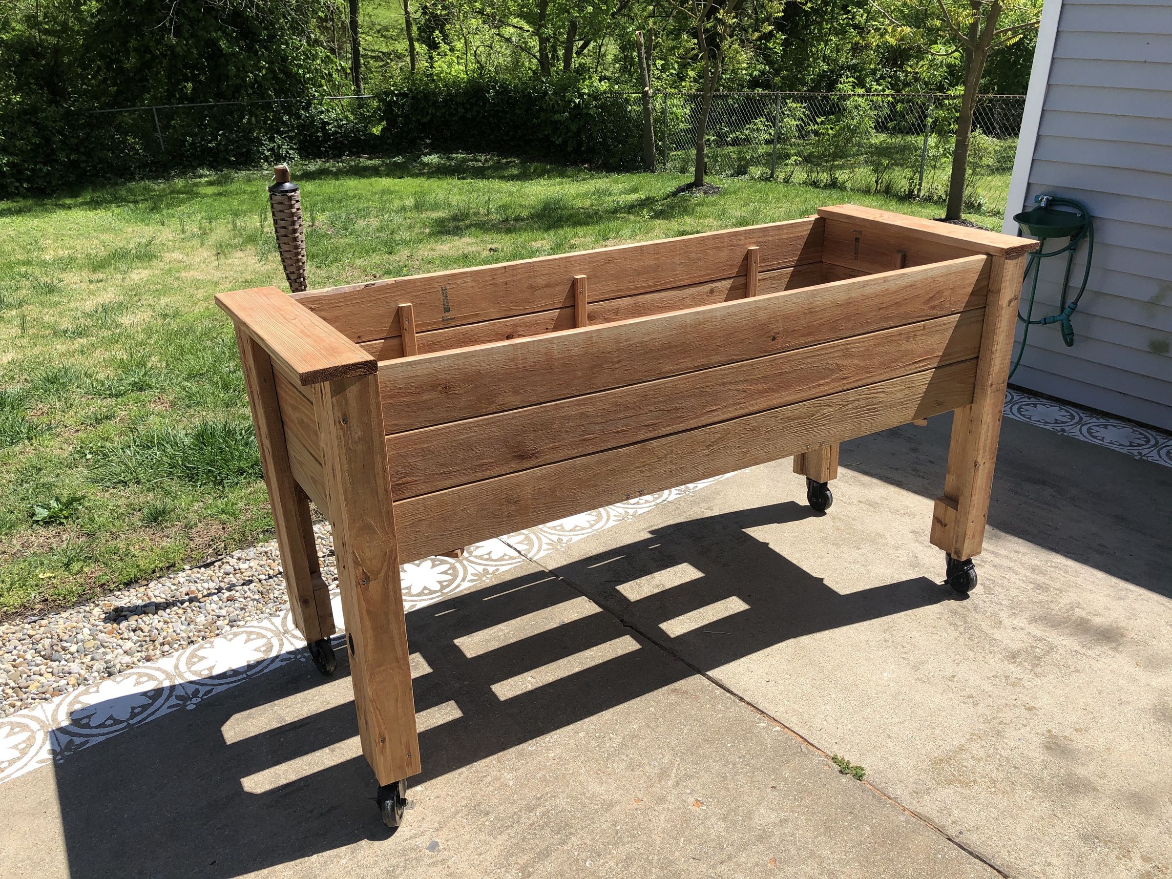 Elevated Planter Raised Bed : 5 Steps (with Pictures) - Instructables