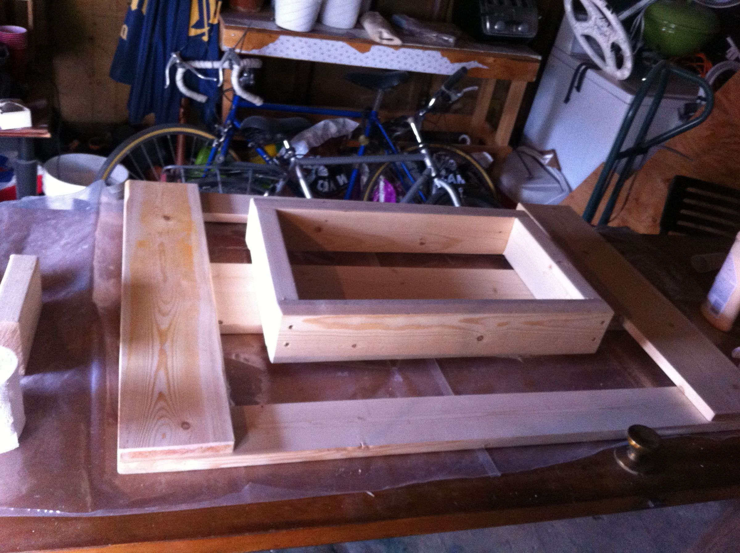 Desk With Removable Top : 8 Steps - Instructables