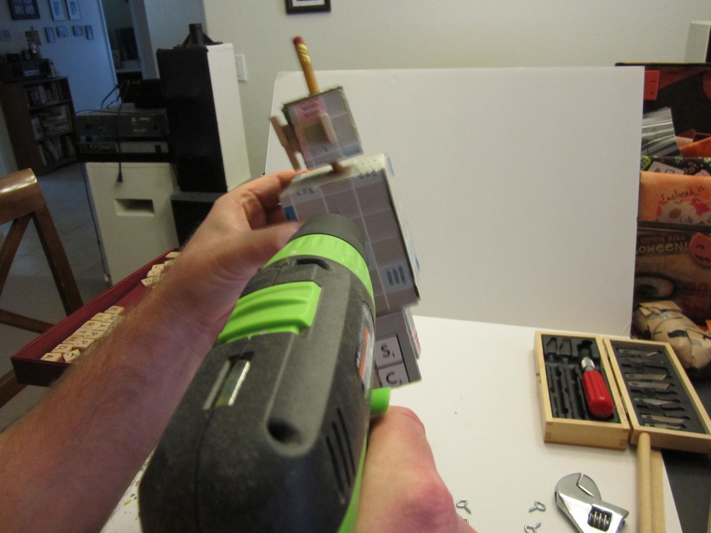 Meet 'OOE' the Scrabble Robot : 6 Steps (with Pictures) - Instructables