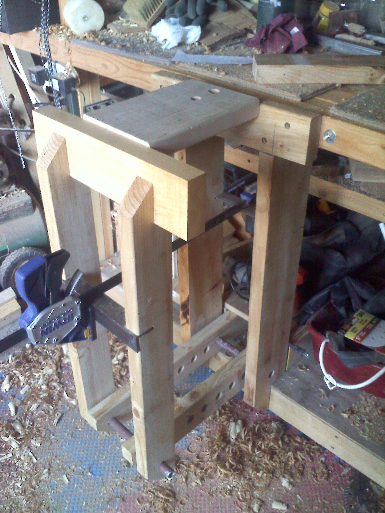 Leg Vise (Threadless) : 10 Steps (with Pictures) - Instructables