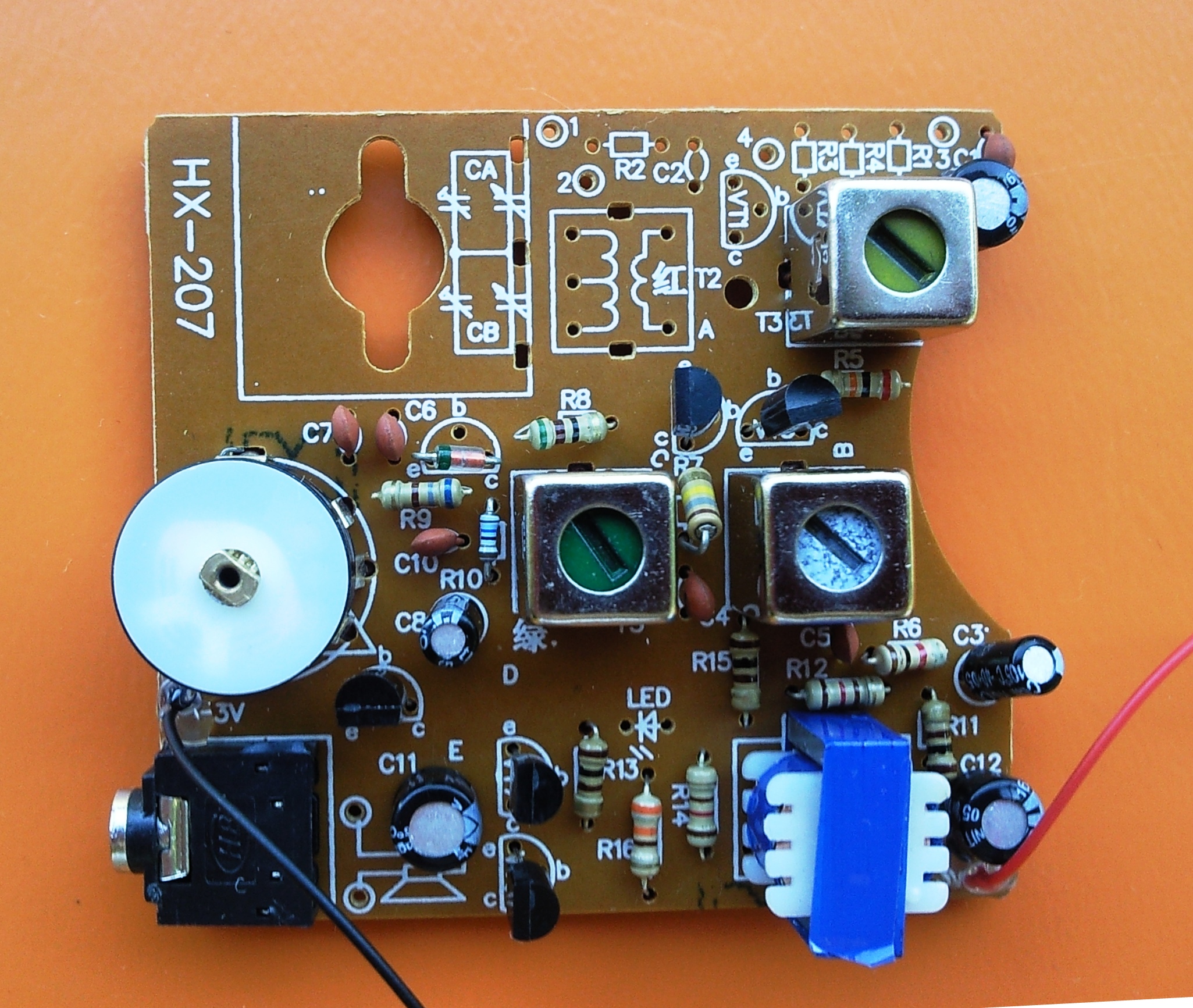 Assembling AM Radio Receiver Kit : 9 Steps (with Pictures) - Instructables