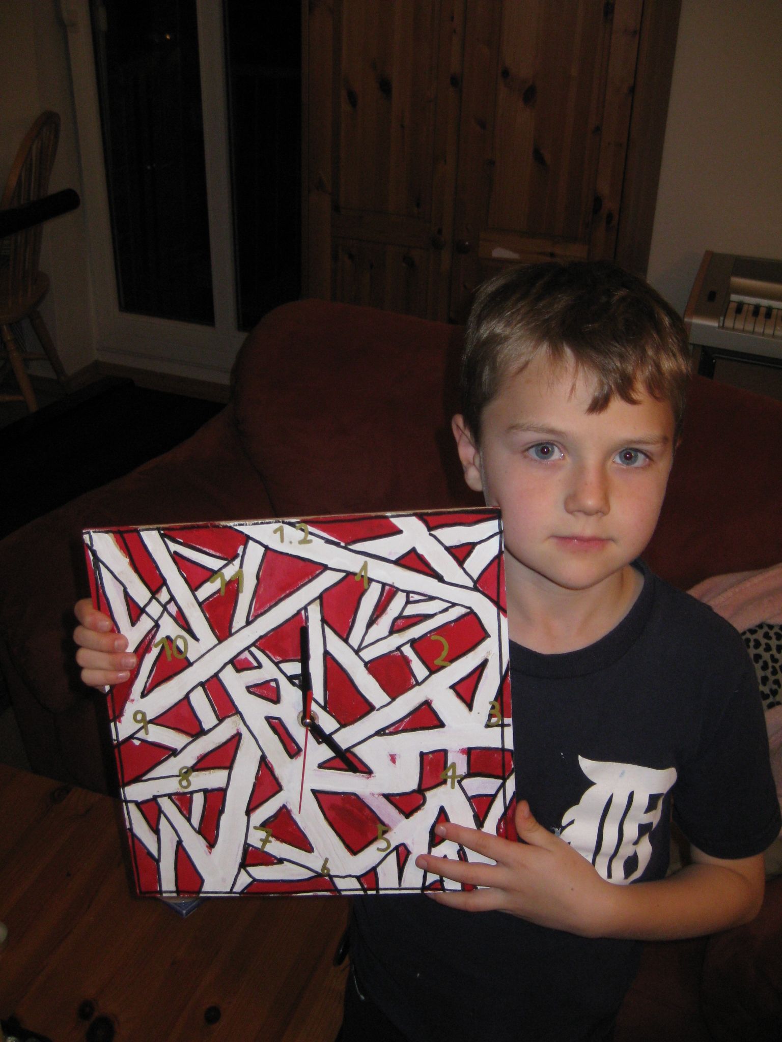 Solar Powered Clock : 3 Steps - Instructables