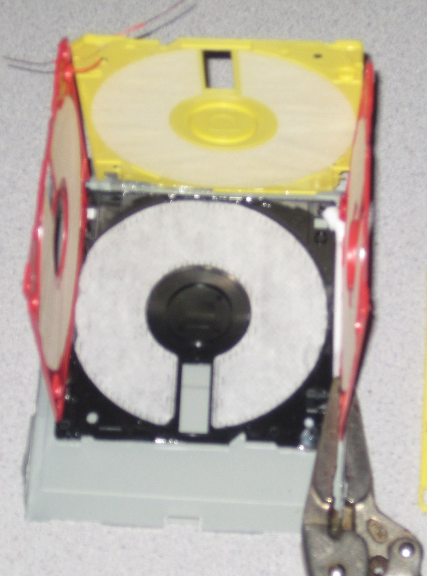 Floppy Disk Pen/Pencil Holder : 7 Steps - Instructables