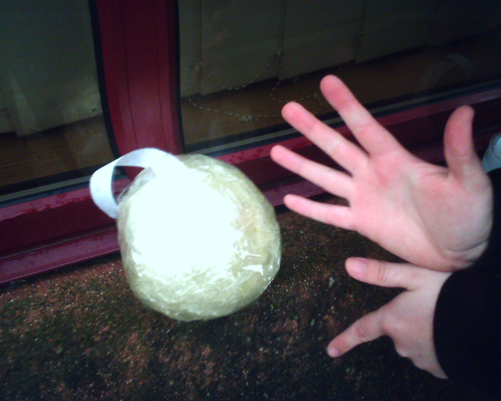 Sellotape or Sticky Tape Ball : 4 Steps - Instructables