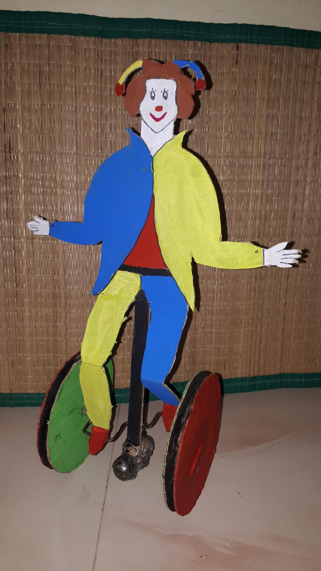 Moving Automata Walking Buffoon : 14 Steps (with Pictures) - Instructables