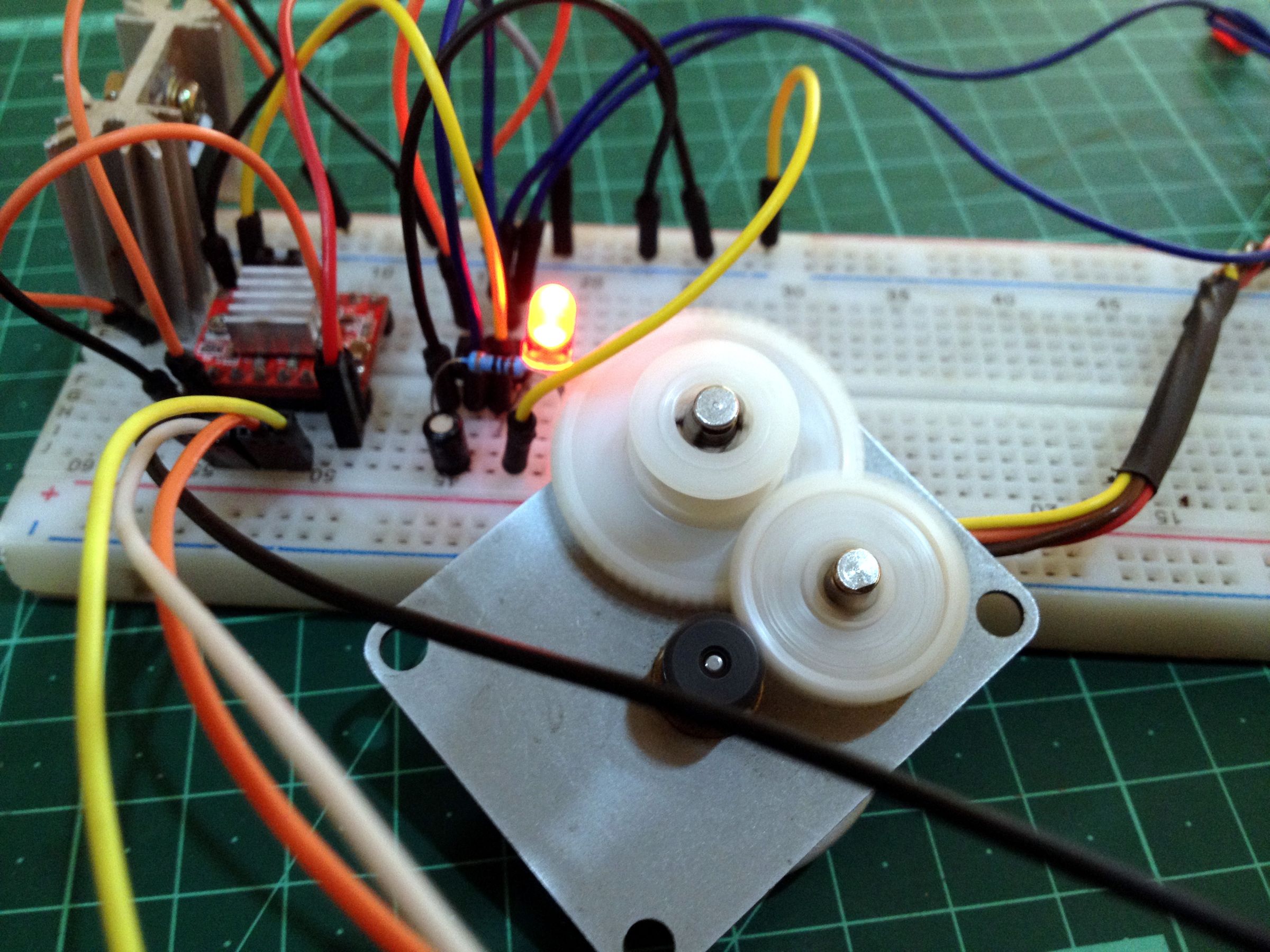 Stepper Motor Speed and Direction Control Without a Microcontroller : 6 ...
