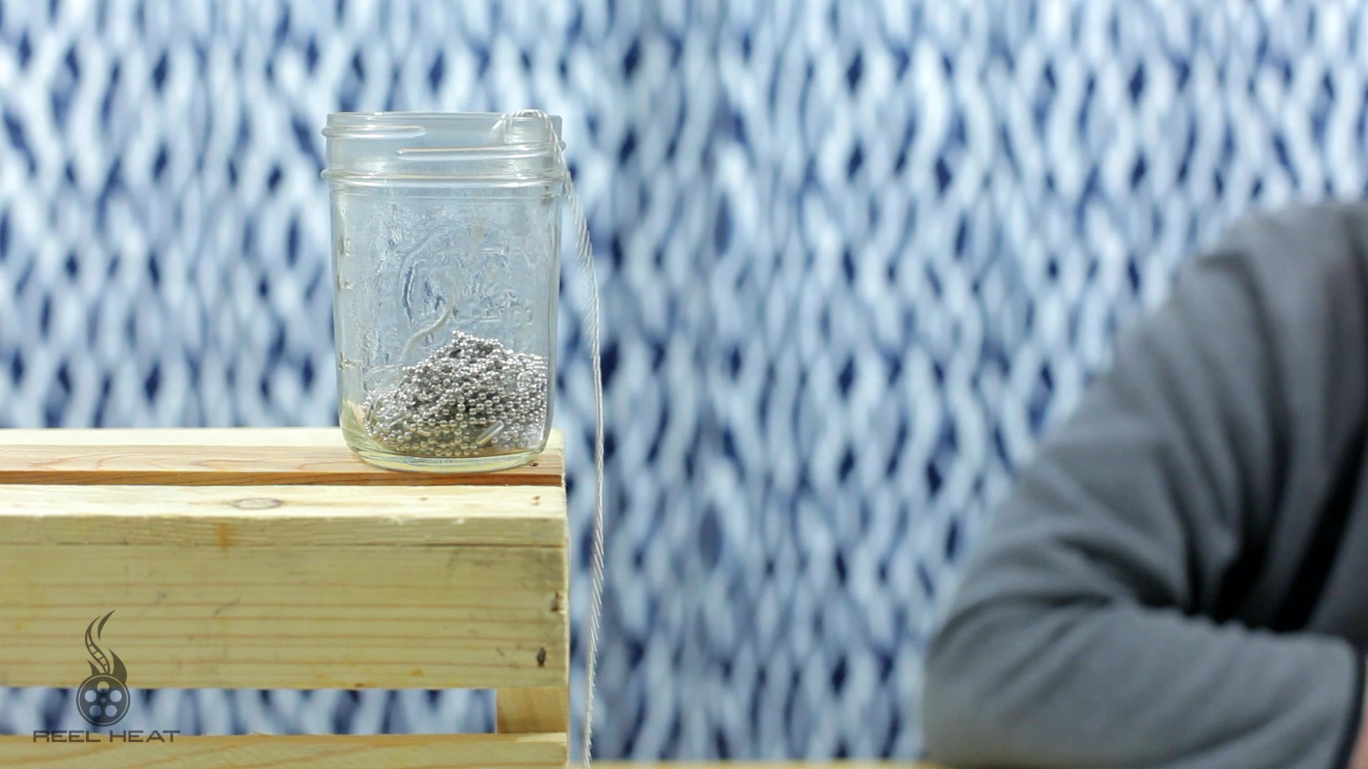 Floating Tricks You Should See! : 4 Steps (with Pictures) - Instructables