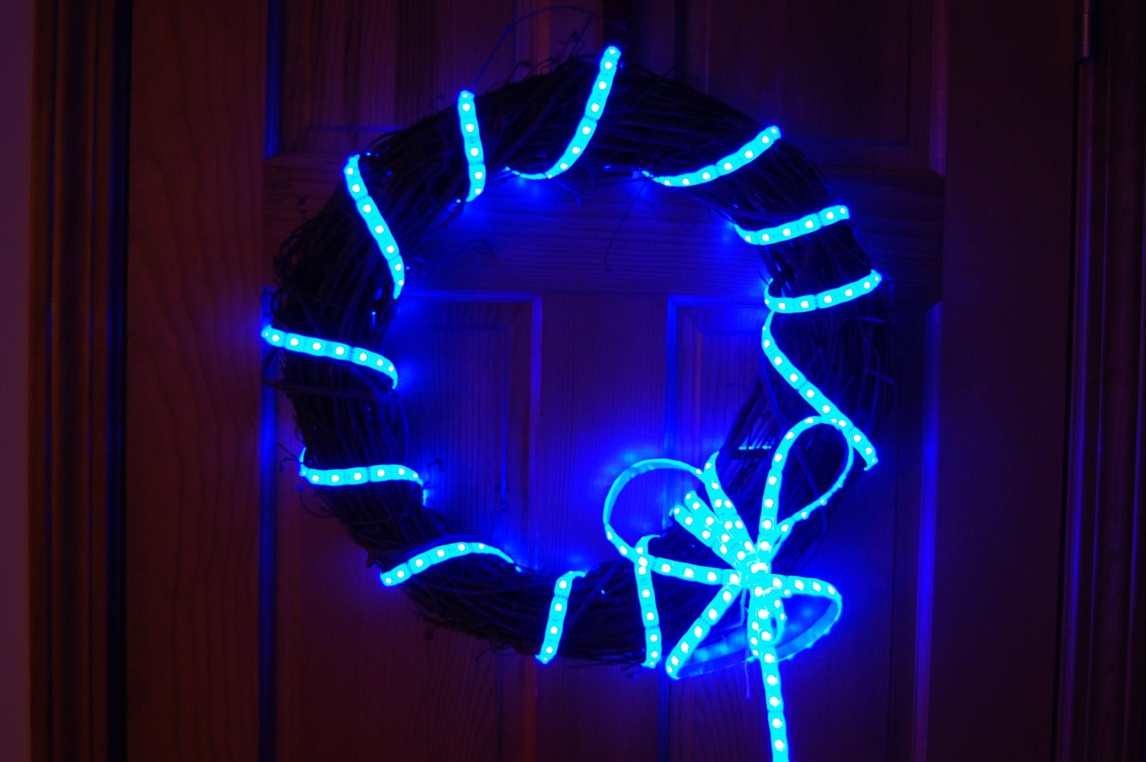 Holi-Lights: Programmable Multi-Holiday Wreath : 4 Steps (with Pictures ...
