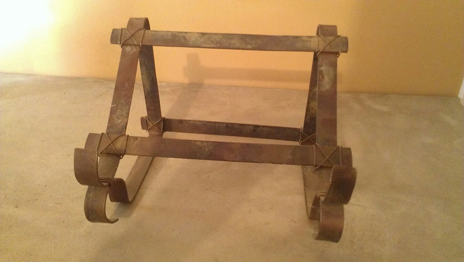 Make a Laptop Stand From Scrap Copper / Iron - Instructables