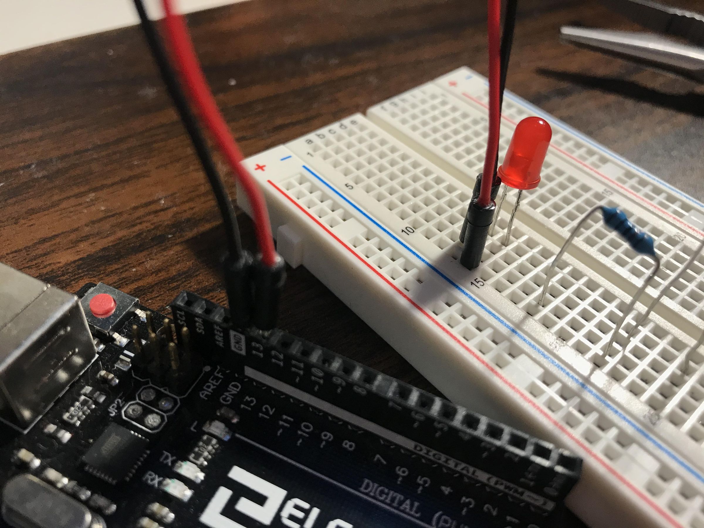 How to Use a Photoresistor to Light an LED With Aurduino : 12 Steps ...