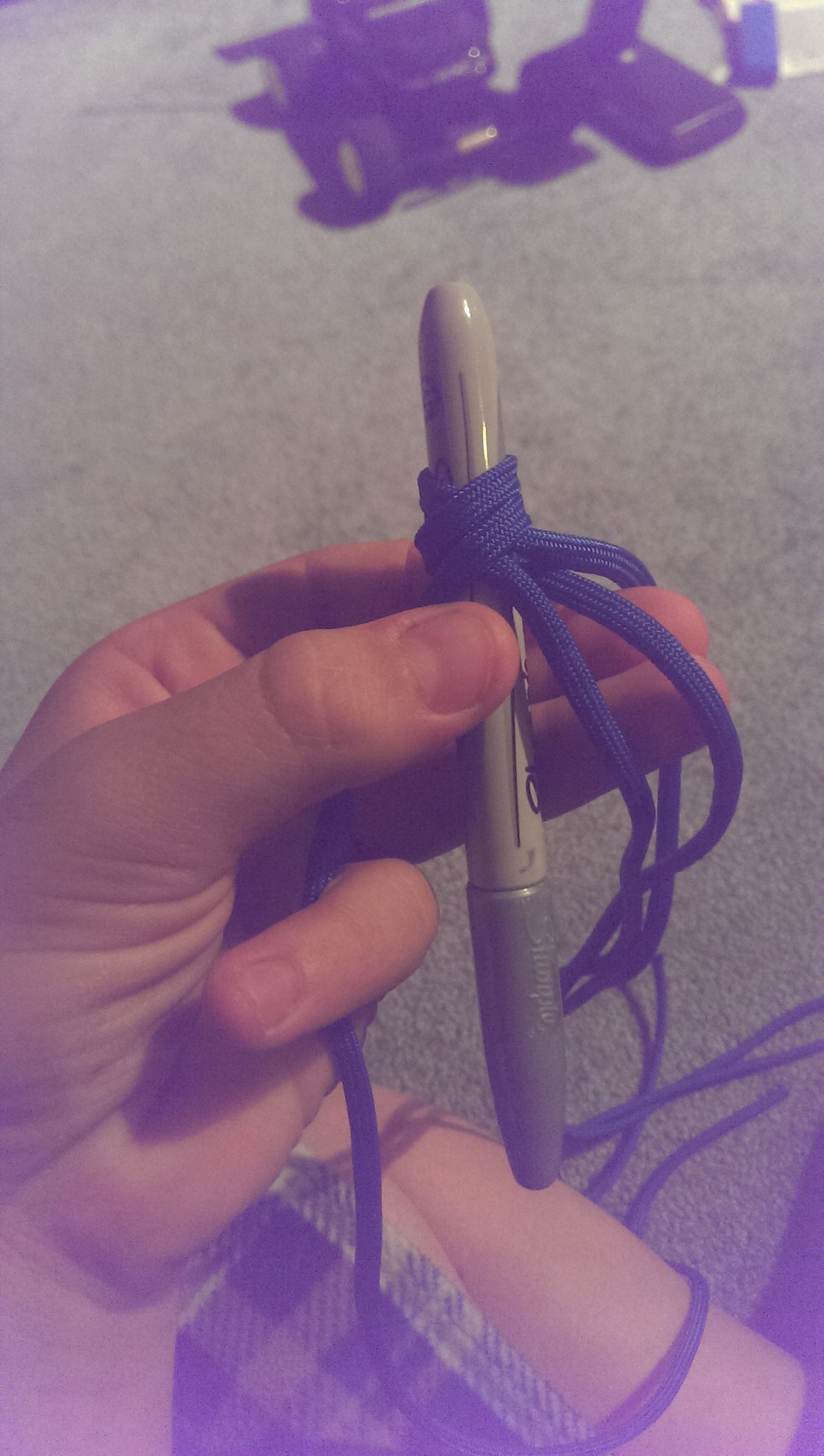 Paracord Whip! : 9 Steps (with Pictures) - Instructables