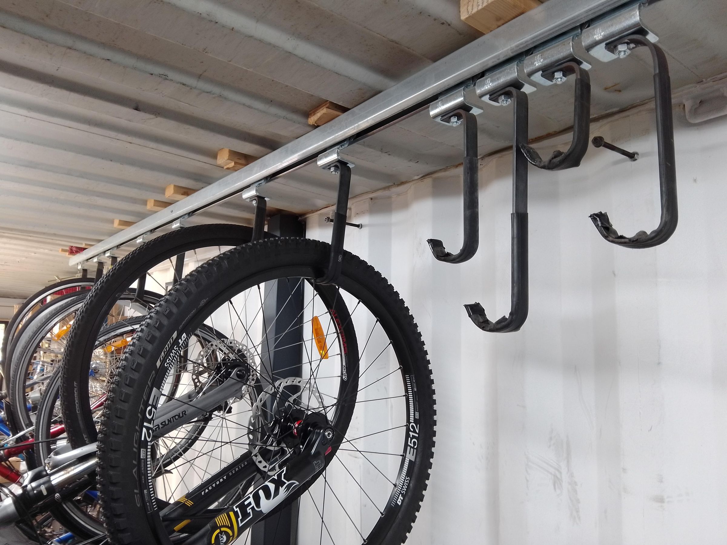An Inexpensive Free Standing Bicycle Rack : 6 Steps (with Pictures ...