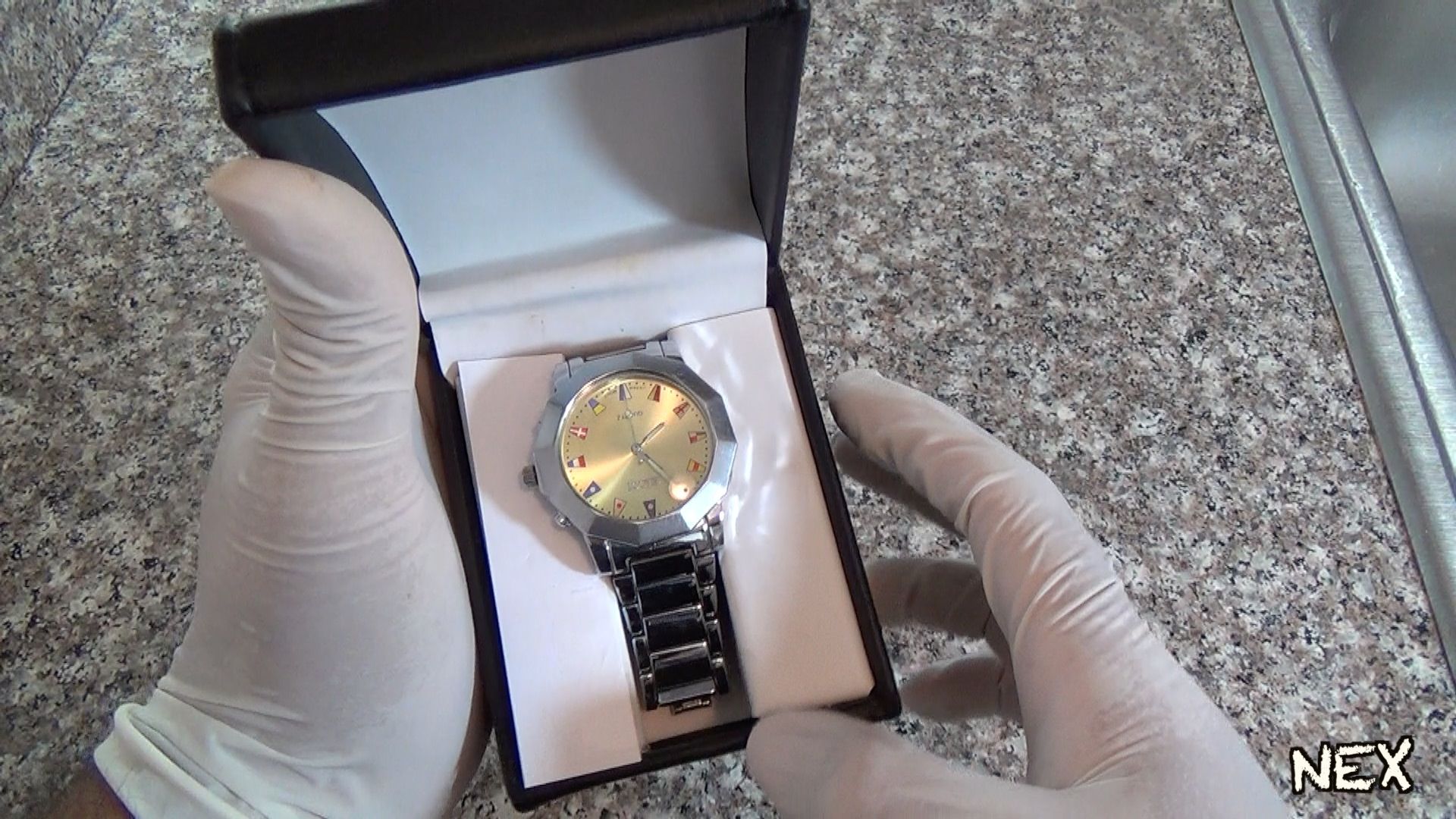 5 Mean Valentine's Day Pranks! - Instructables