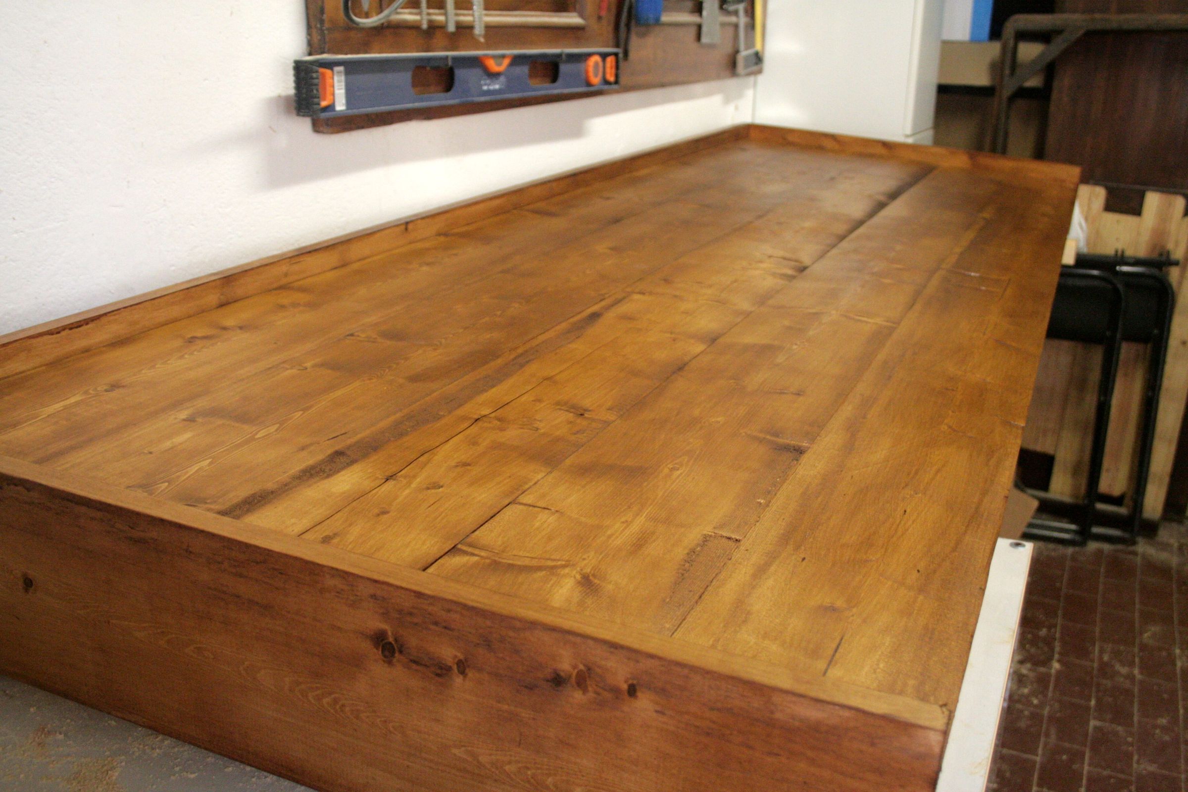 Sturdy Bar Counter With LED Lights : 12 Steps (with Pictures ...