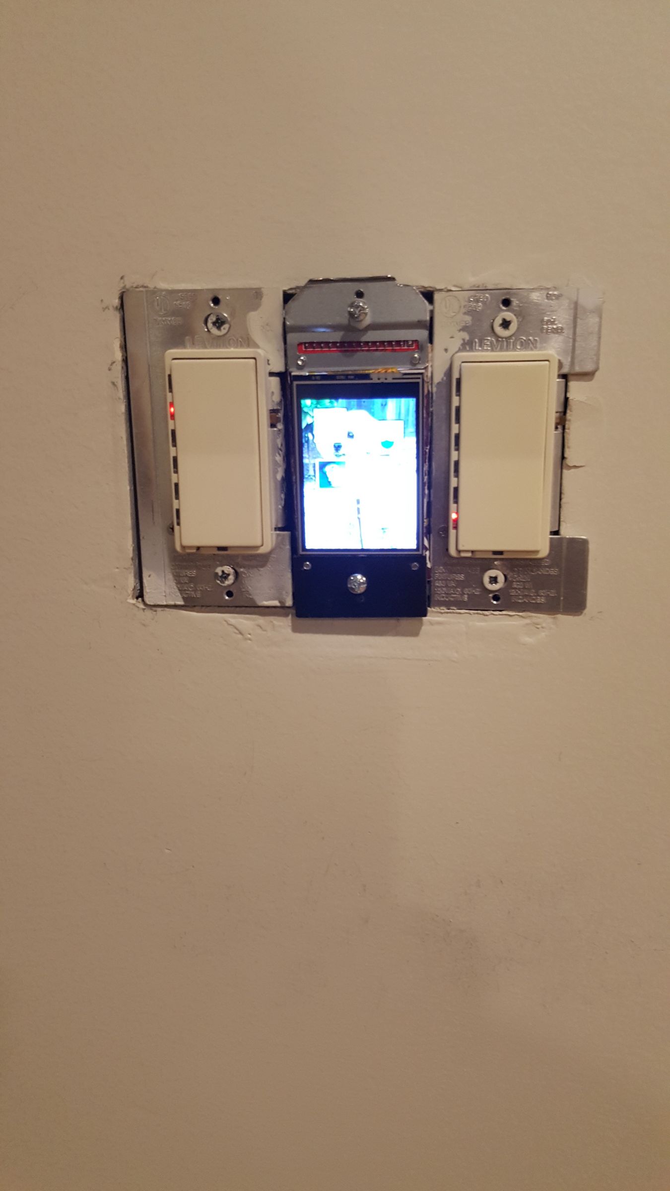 Practical Arduino ESP32 Wireless Wall Outlet LED Strip Controller : 6 ...