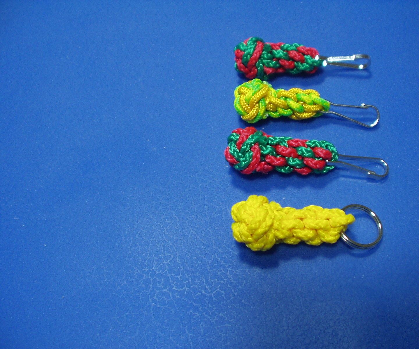Manrope Knot Lanyard : 7 Steps (with Pictures) - Instructables