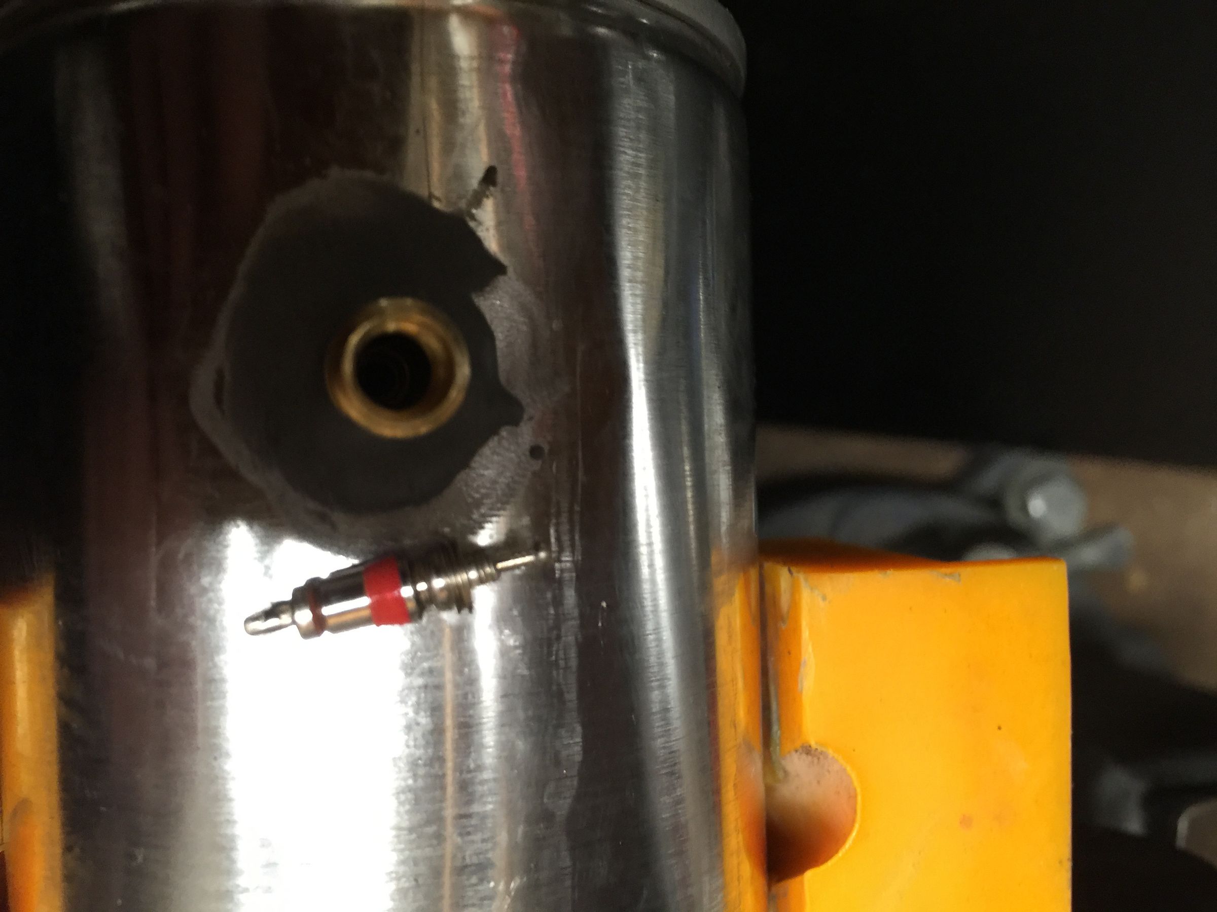 Refilable Aerosol Can : 8 Steps (with Pictures) - Instructables