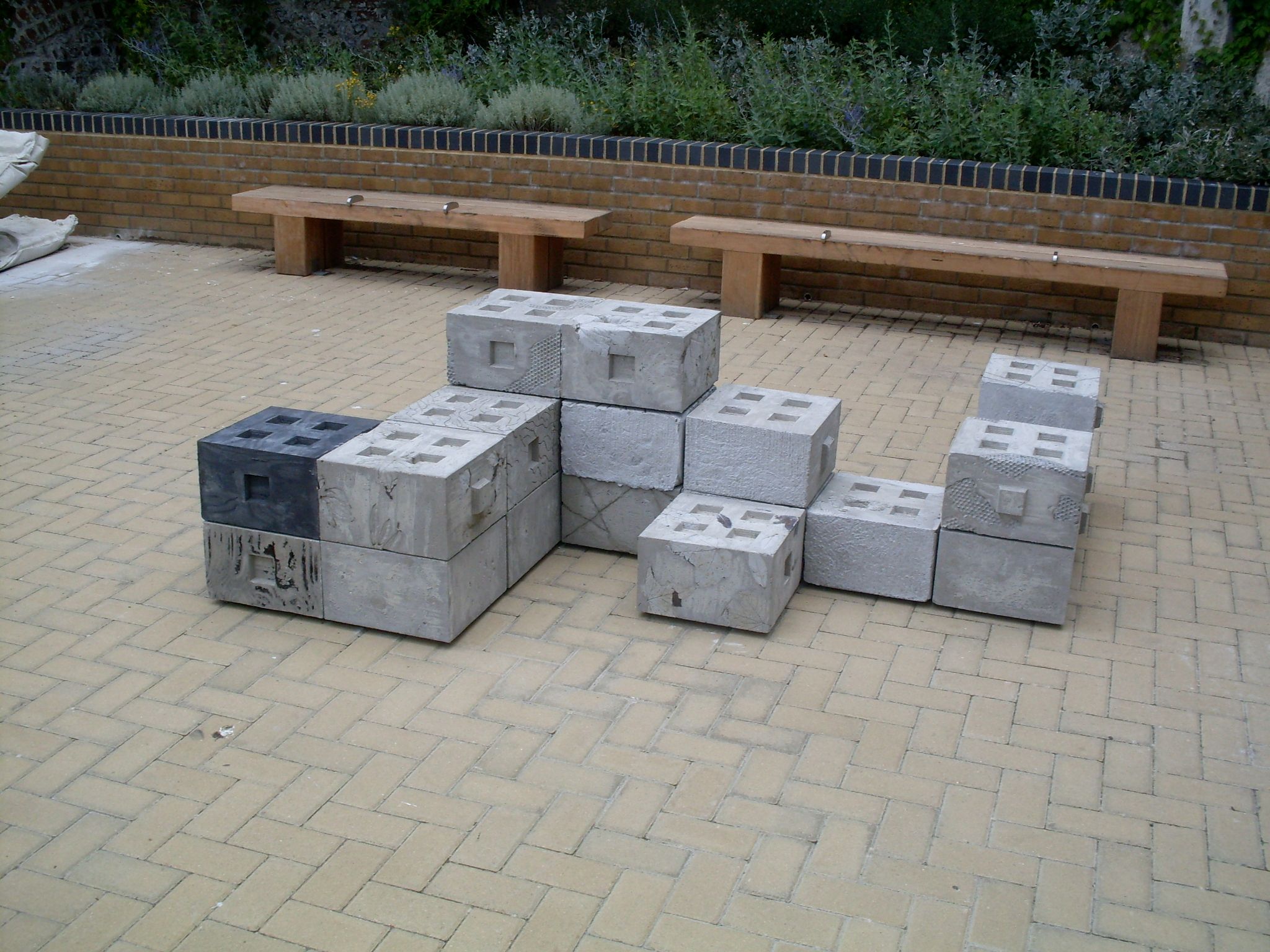 Concrete LEGO : 3 Steps (with Pictures) - Instructables