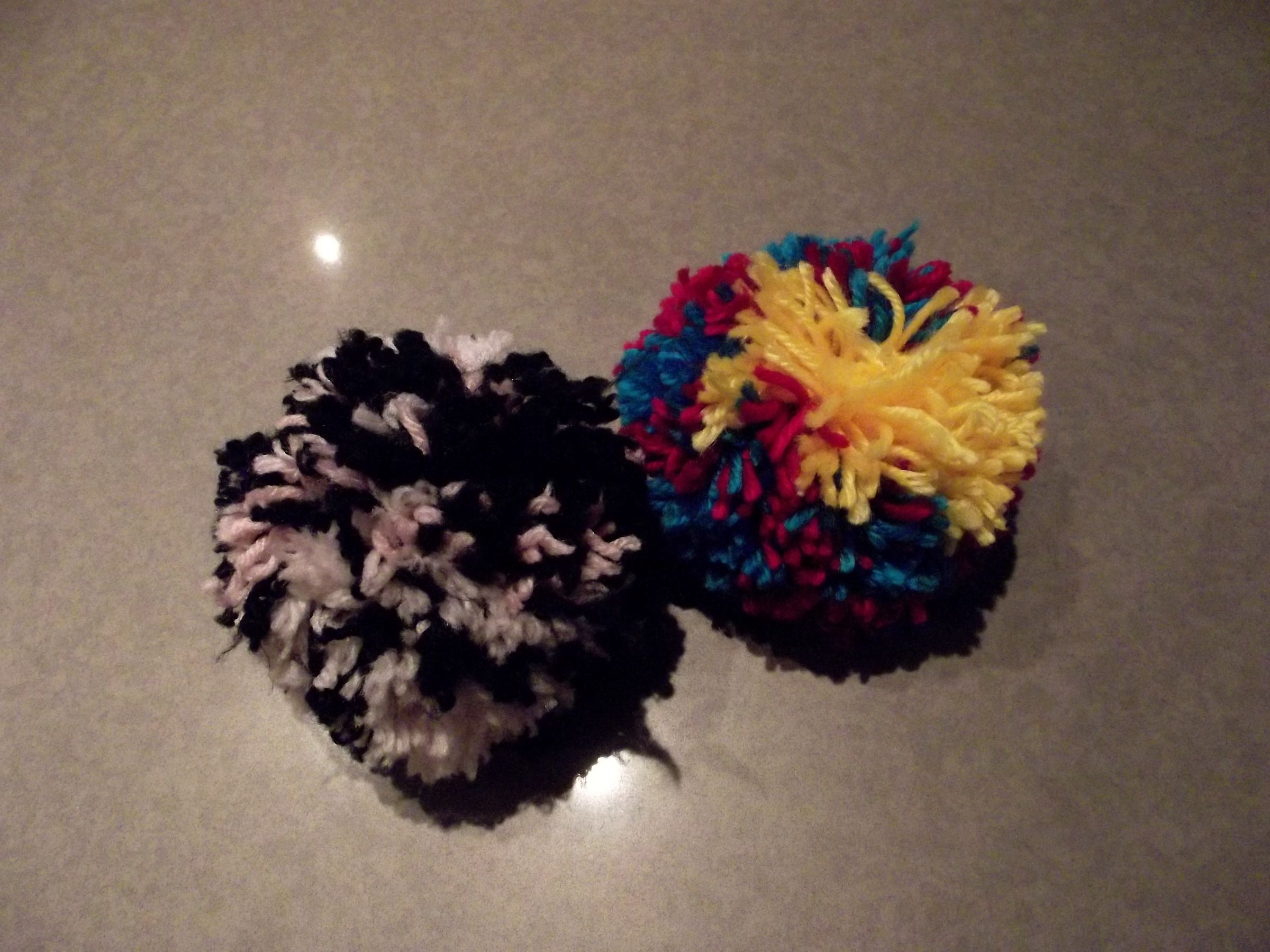 Pompom Puff Ball : 11 Steps - Instructables