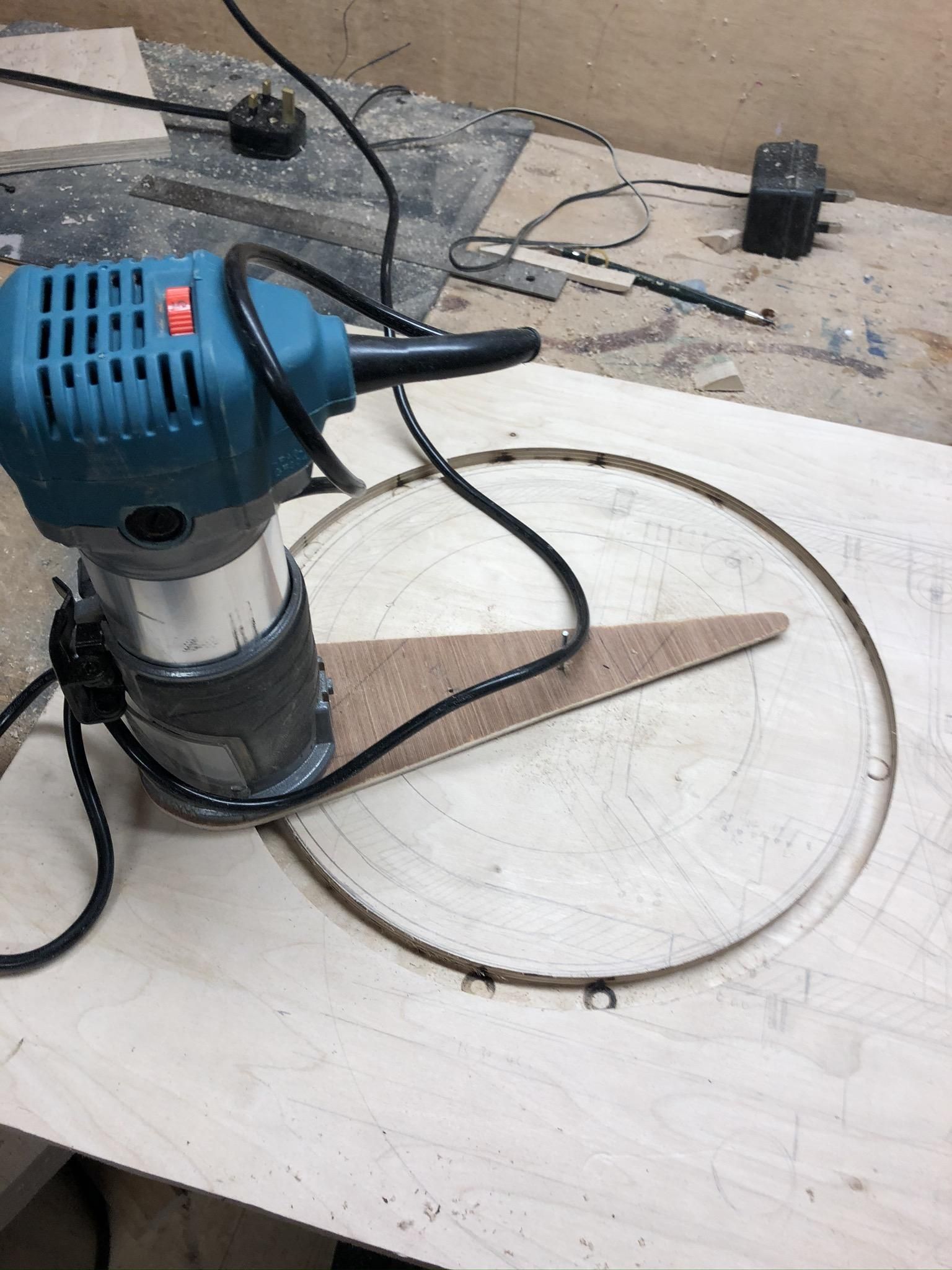 Economy Plywood Turntable : 5 Steps (with Pictures) - Instructables